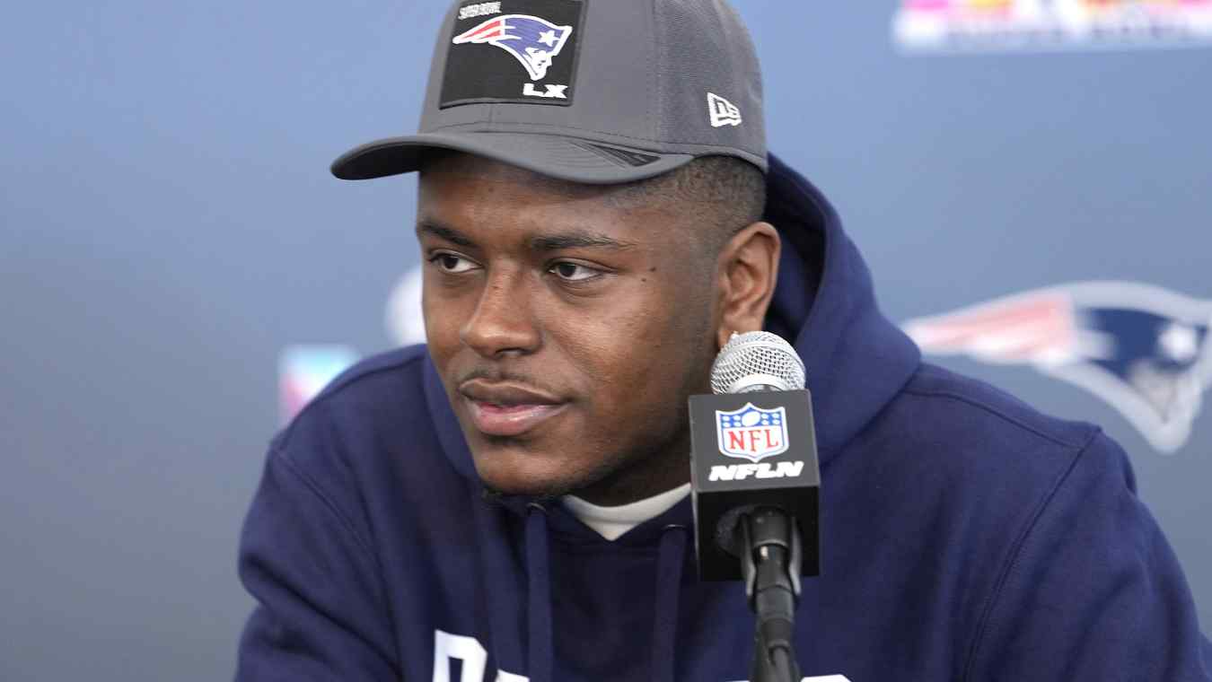 Patriots' Jaylinn Hawkins Delivers Honest Statement on Super Bowl Loss ...
