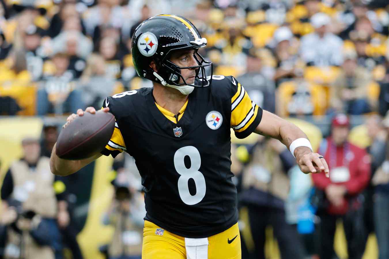 ESPN Host Makes Eye-Opening Statement About Aaron Rodgers