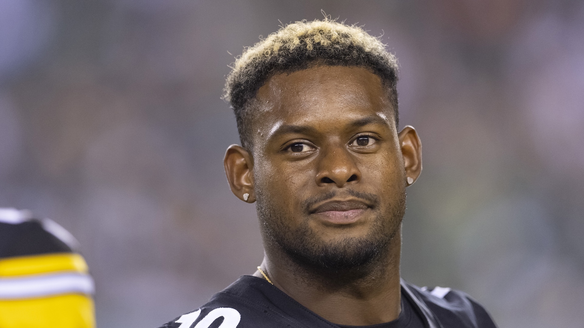 Steelers Could Still Reunite With $40 Million Playmaker - HEAVY