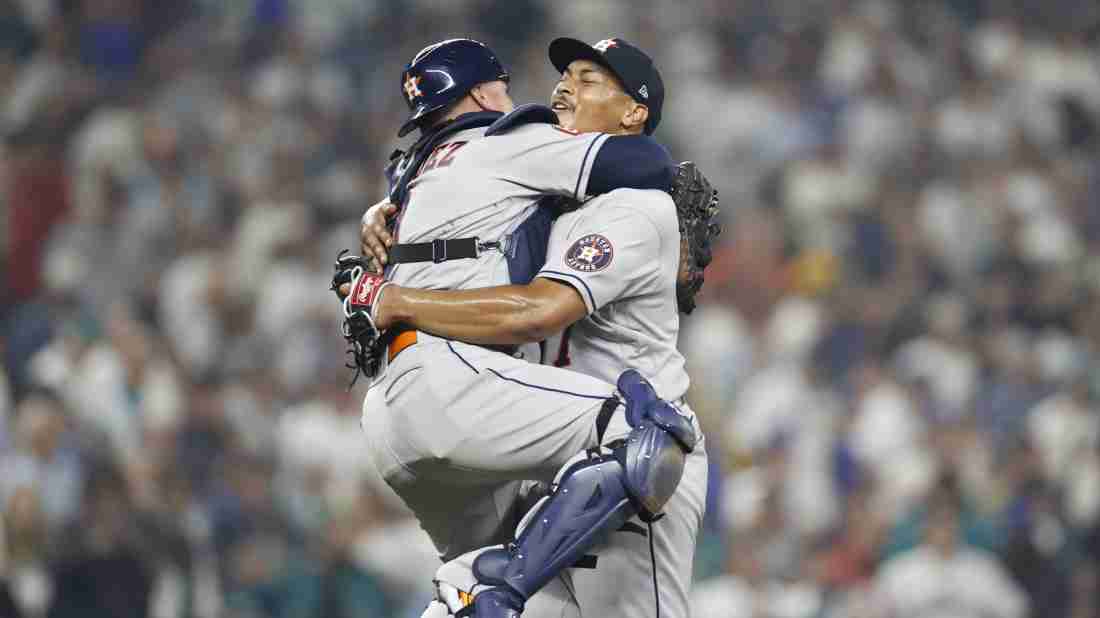Yankees Sign World Series-Winning Pitcher From Astros