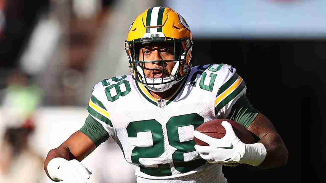 Ex-Packers' AJ Dillon Fires Short Message After Joining Panthers