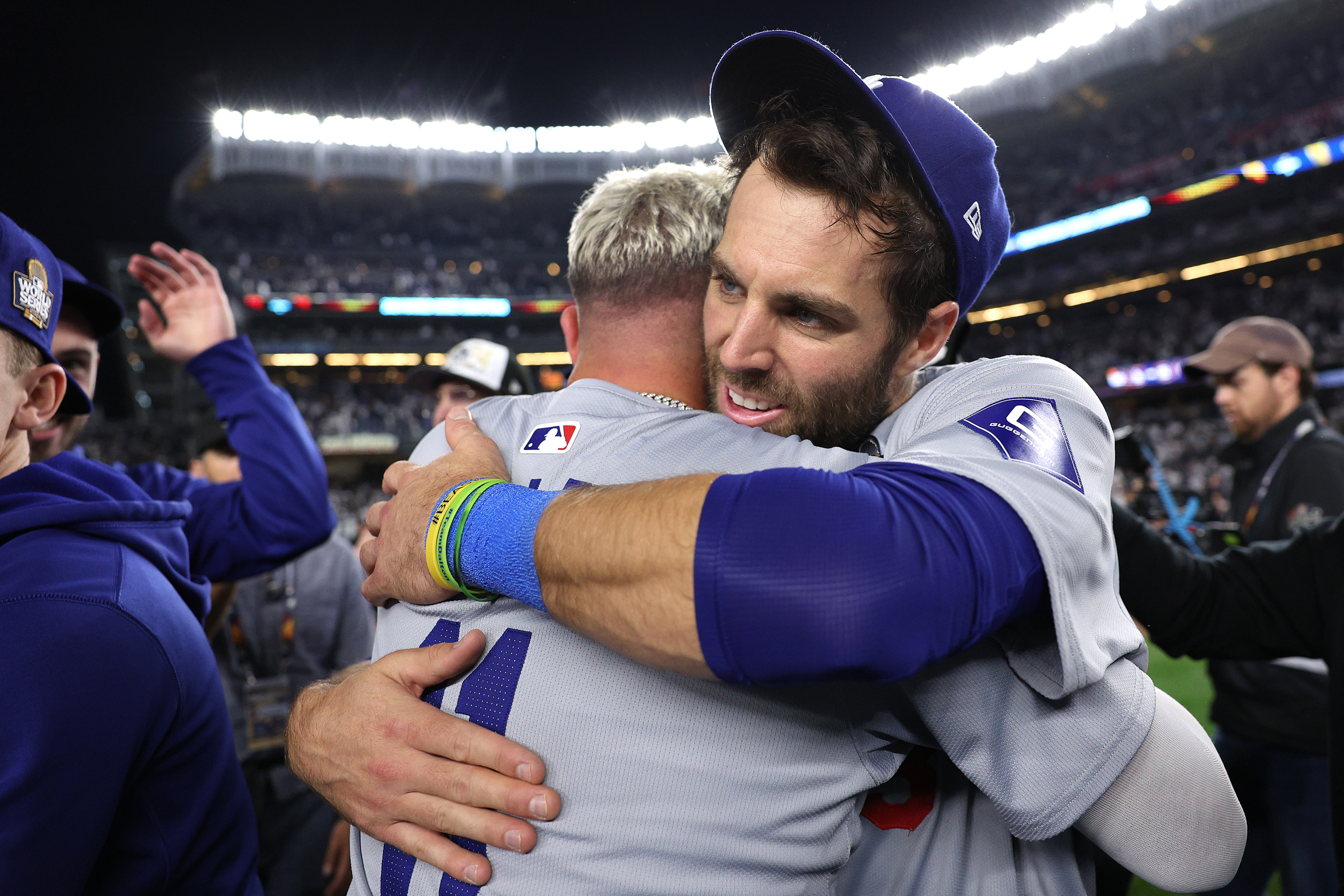 Dodgers' Miguel Rojas Reveals Tragic, Sad Reason for Being Away from Team