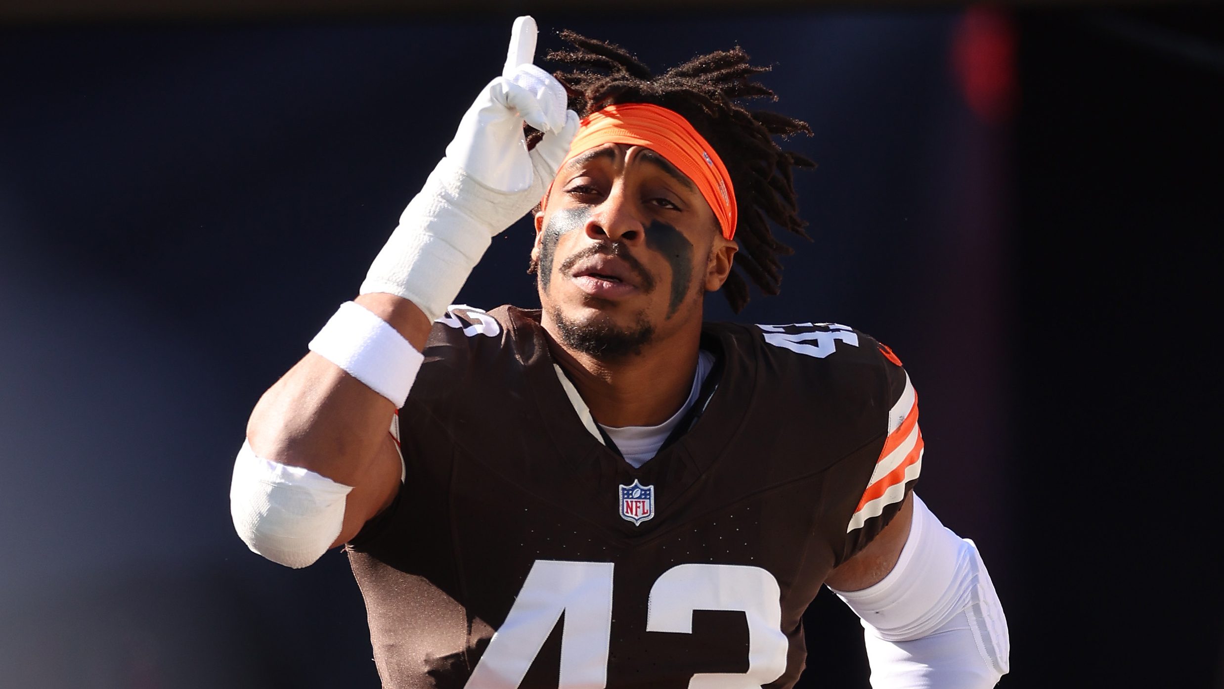 Browns Cut Ties With 4 Players to Open NFL Free Agency - HEAVY
