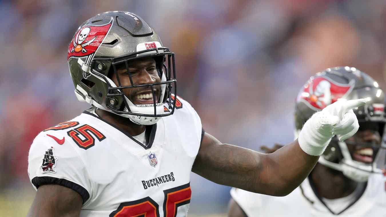 Steelers Signing CB Jamel Dean for $36.75 Million: Report