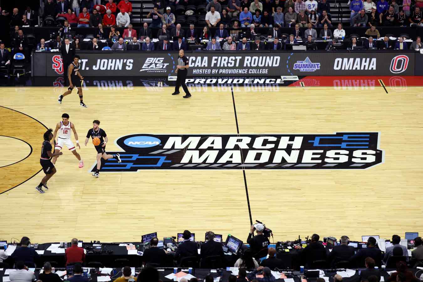 March Madness - Full Schedule & Official Bracket