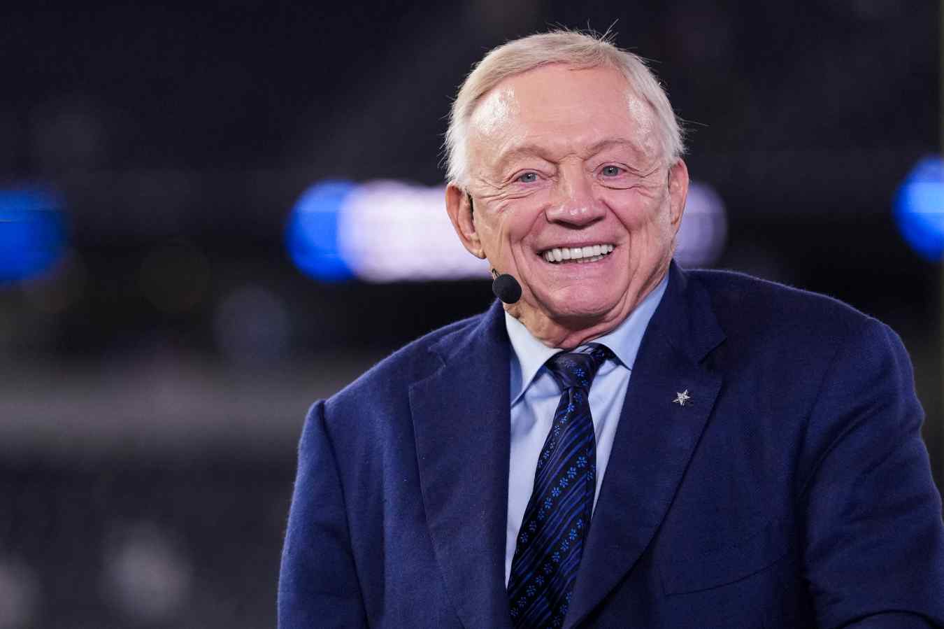 Cowboys Fans Furious After Jerry Jones Hints George Pickens Should ...