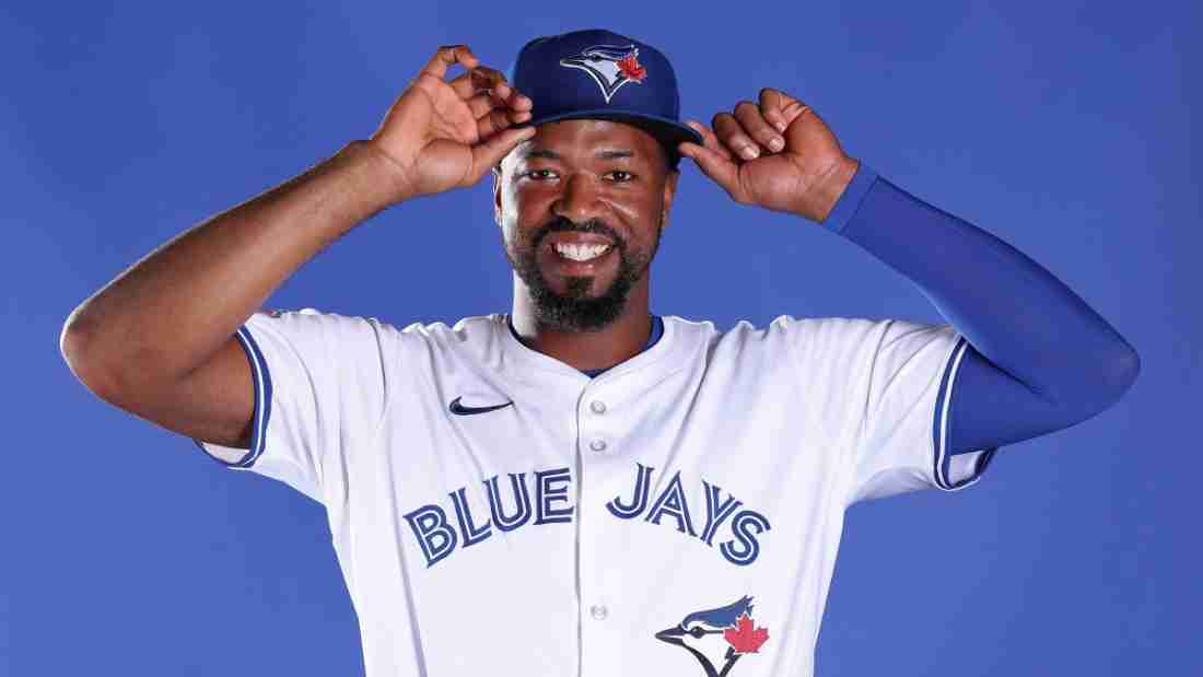 Eloy Jimenez Gets Clear Update on Blue Jays Future