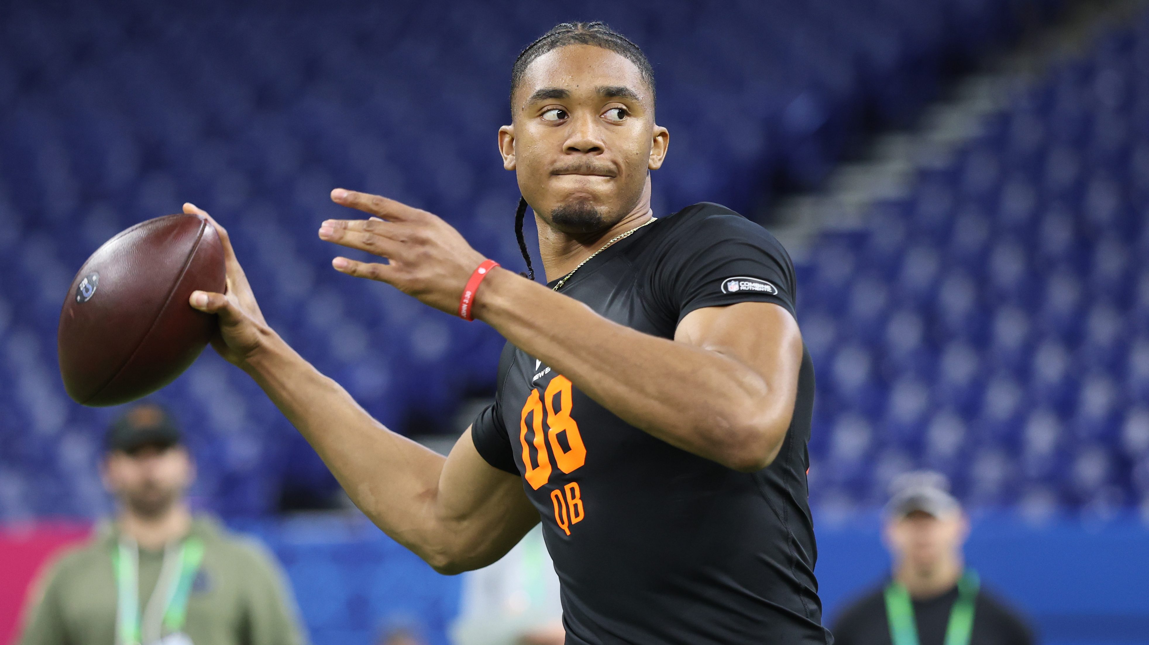 Draft Prediction Brings Commanders 6-6, 224-LB QB Taylen Green