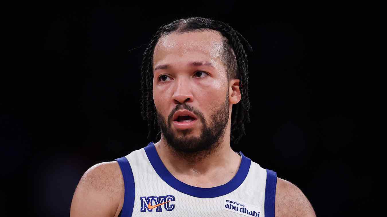 Is Jalen Brunson Hurt? Knicks Star Suffers Injury Scare in Game 1 - HEAVY