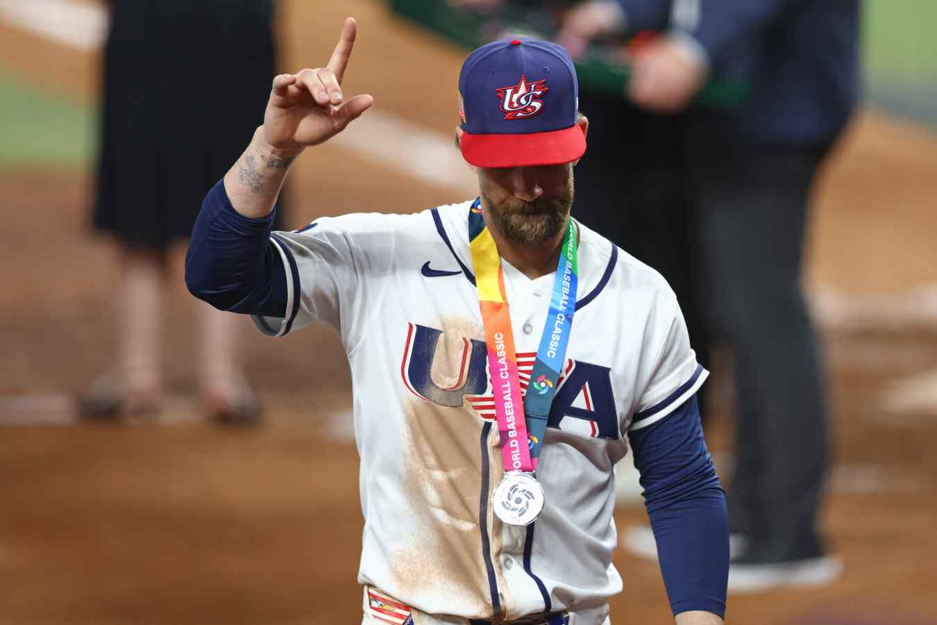 Bryce Harper Shares Message to Venezuela After WBC Loss