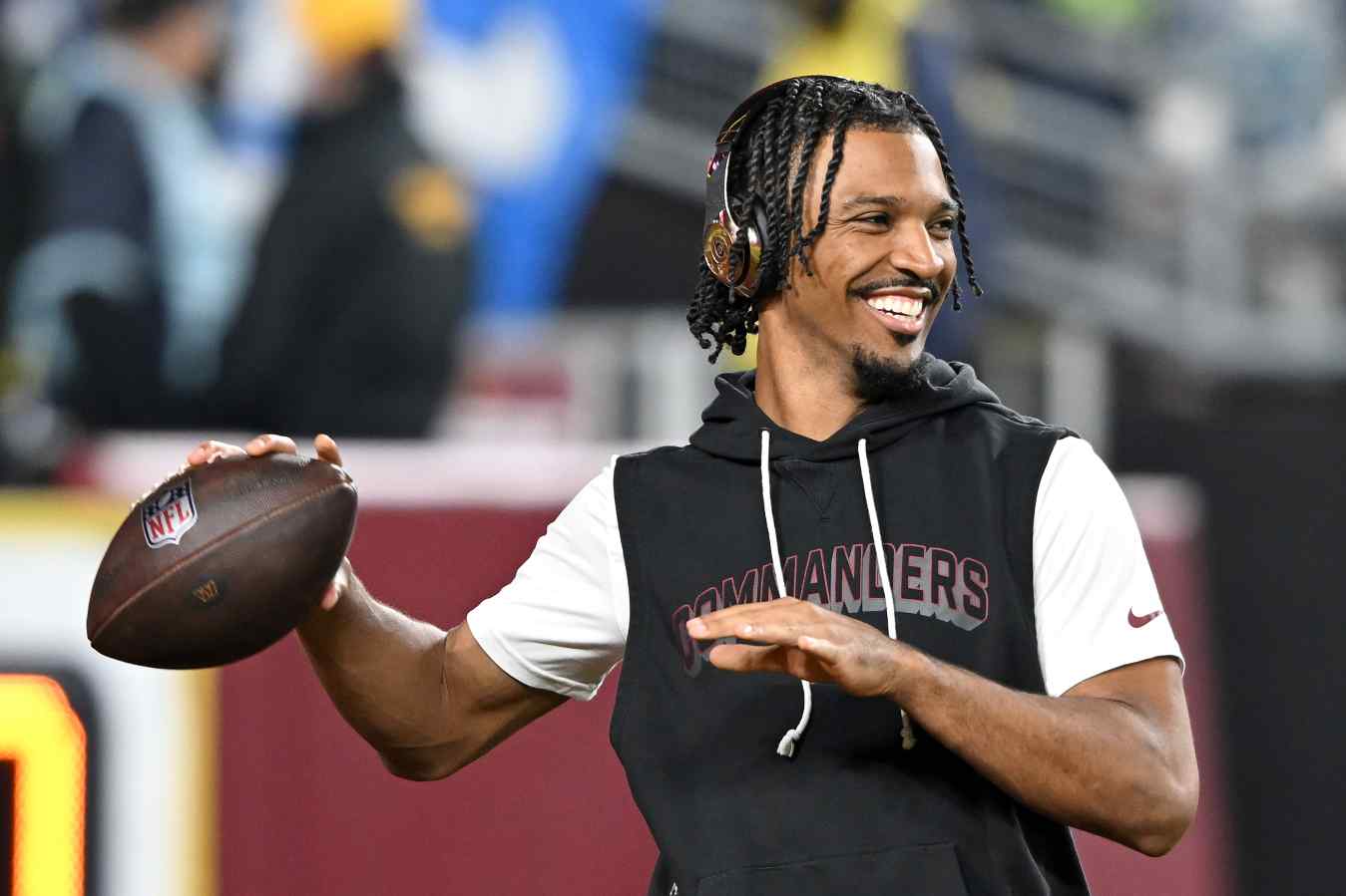 Commanders' Von Miller Doesn't Hold Back About Jayden Daniels