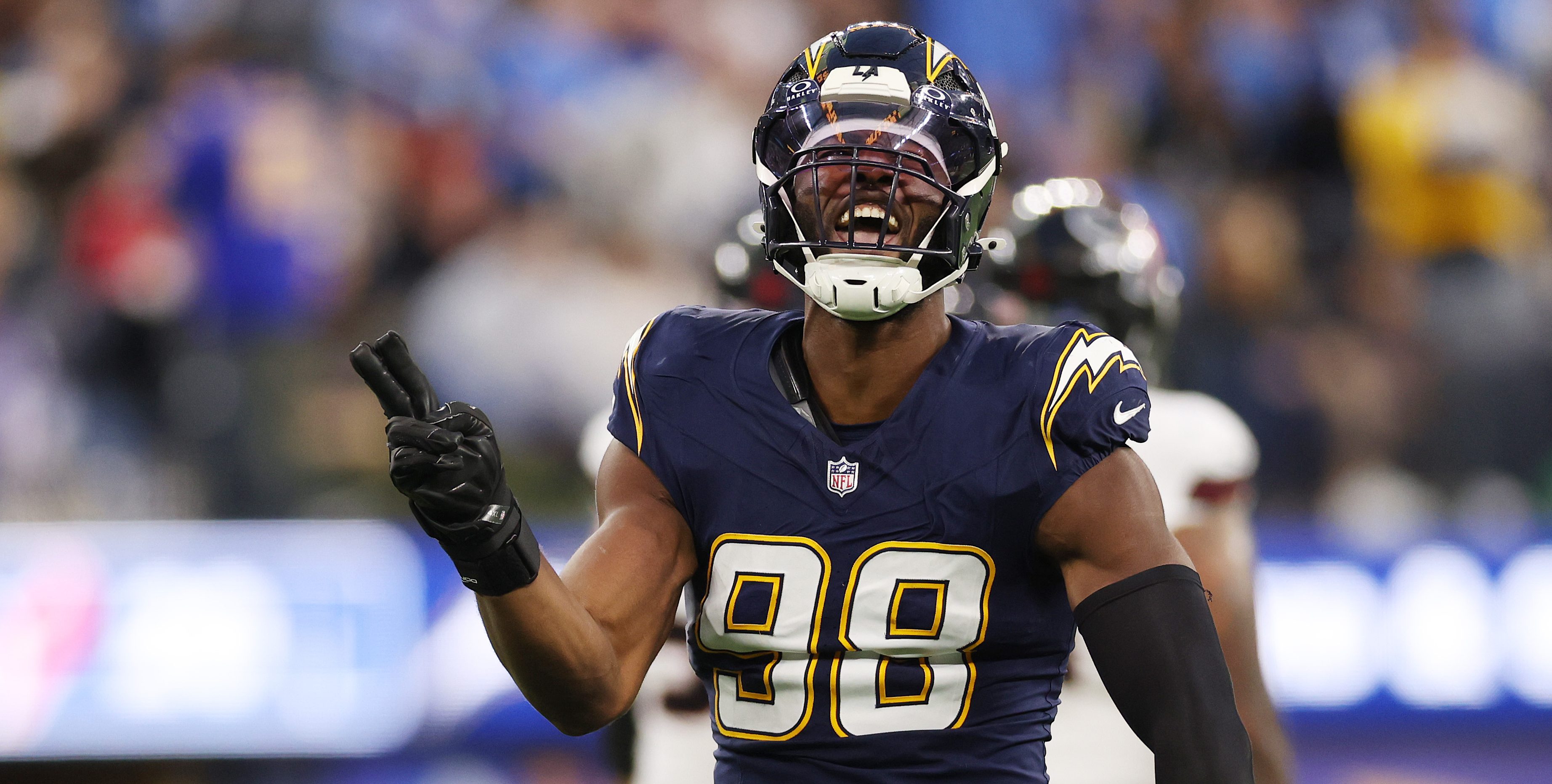 Commanders Hope to Mix Odafe Oweh's Skills with New Defense