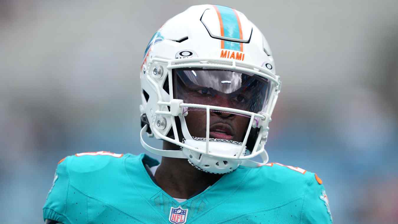 De'Von Achane Doesn't Hold Back on Dolphins Contract Extension