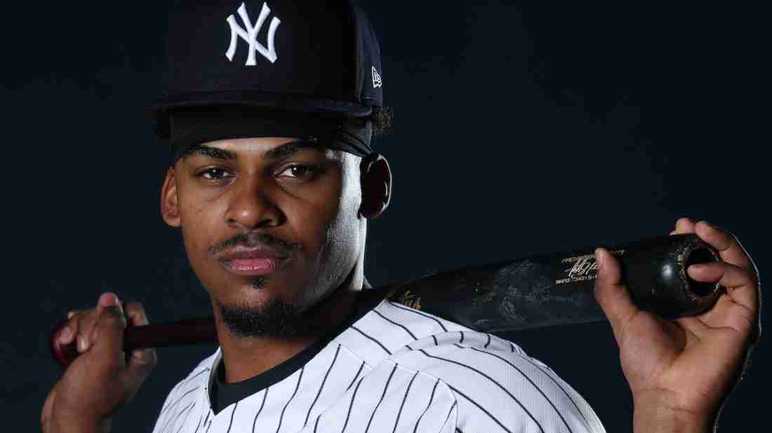 Yankees 6-Foot-6, 254-Pound Signing Creates 1B Question