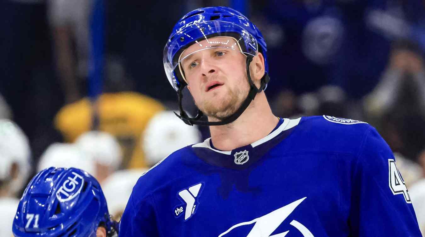 Maple Leafs Raddysh Contract, Insider Reveals Details - HEAVY