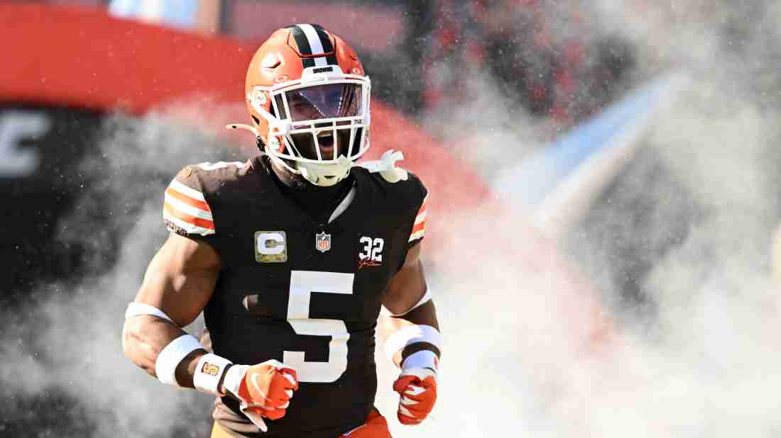 Ex-Browns LB Anthony Walker Sends Announces NFL Retirement