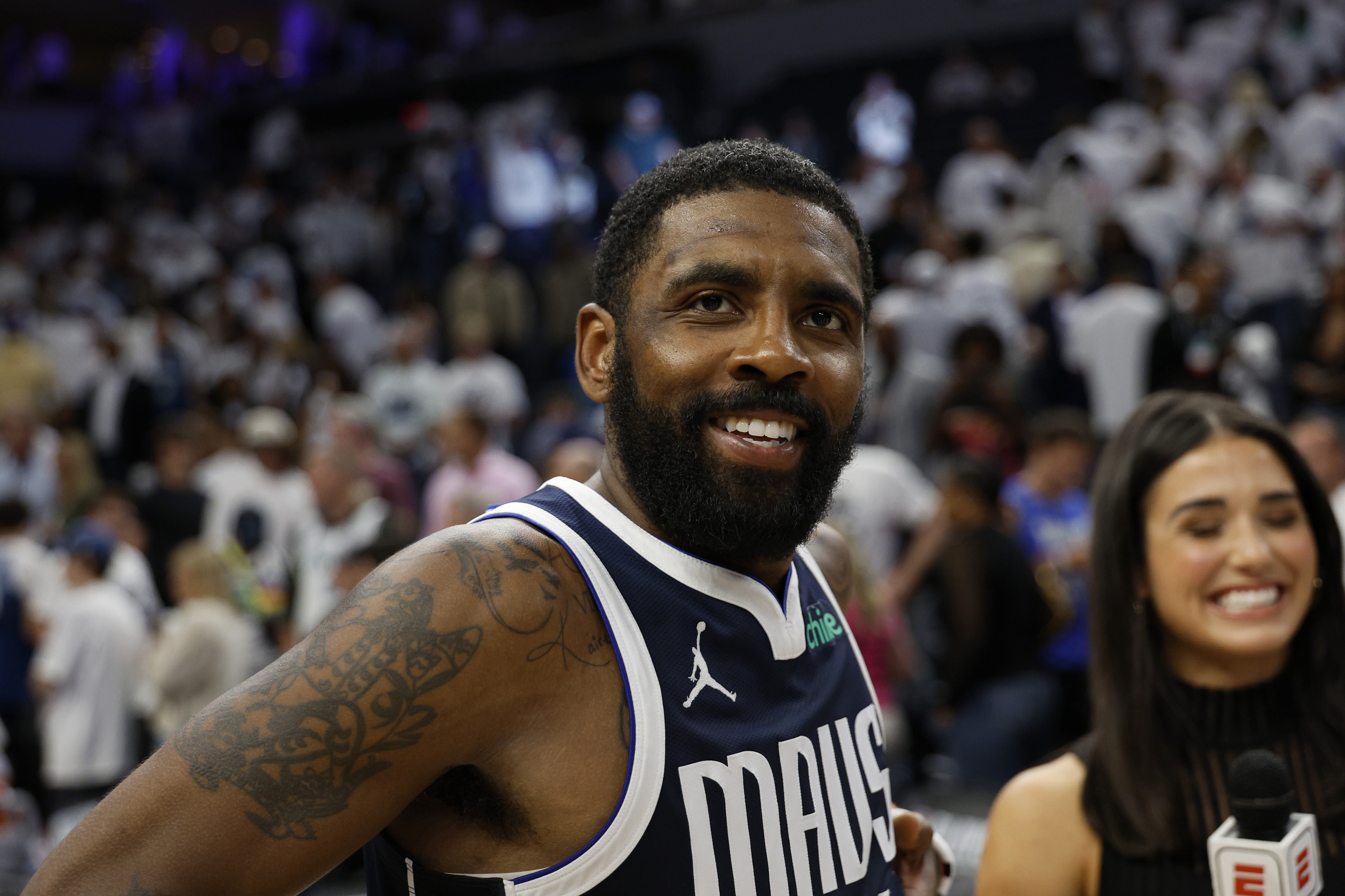Mavs' Kyrie Irving Gives Major Update About ACL Injury Recovery - HEAVY