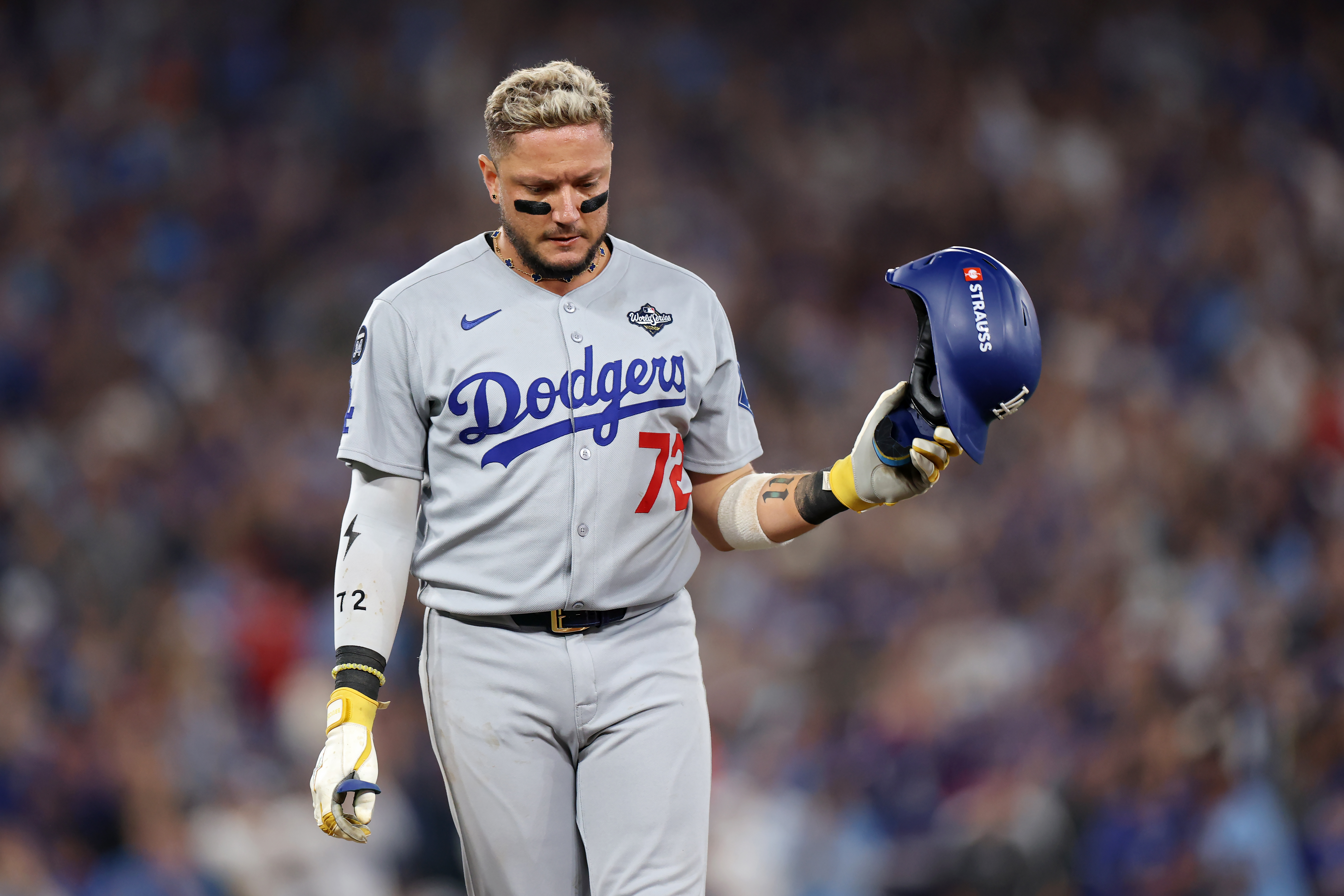 Dodgers' Miguel Rojas Reveals Tragic, Sad Reason for Being Away from Team