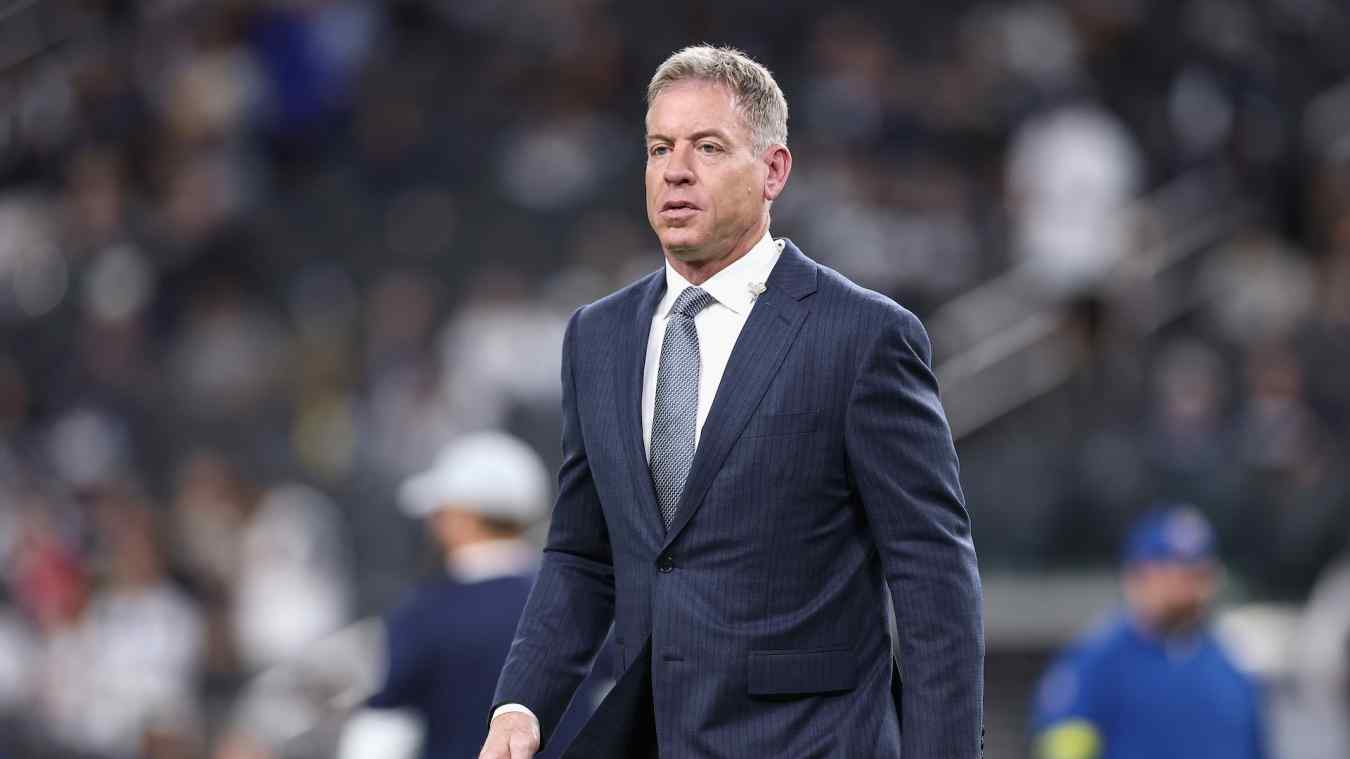 UCLA Turns to Troy Aikman in Attempt to Flip 4-Star Recruit - HEAVY