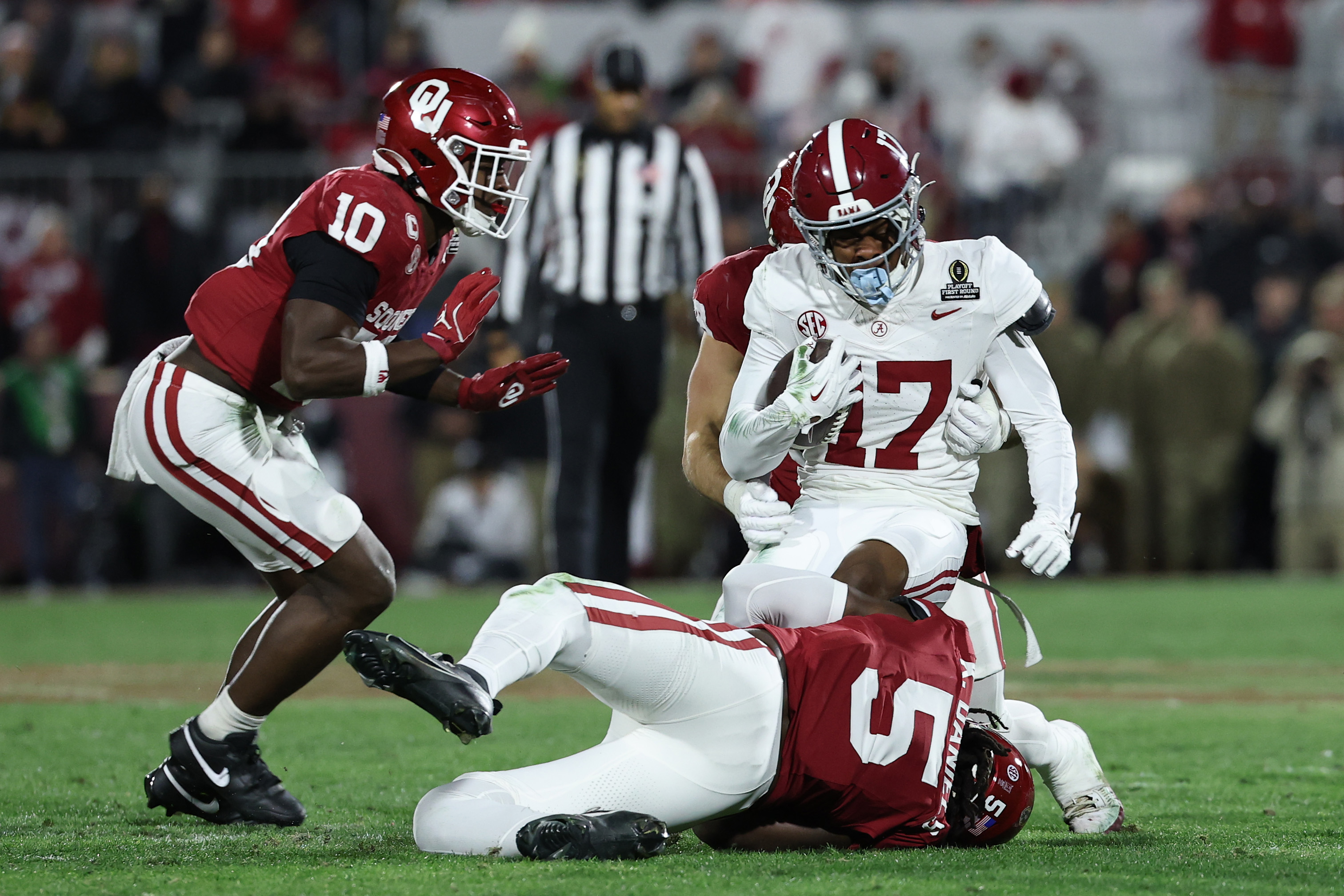 Los Atlanta Falcons seleccionan al apoyador de los Oklahoma Sooners en ...
