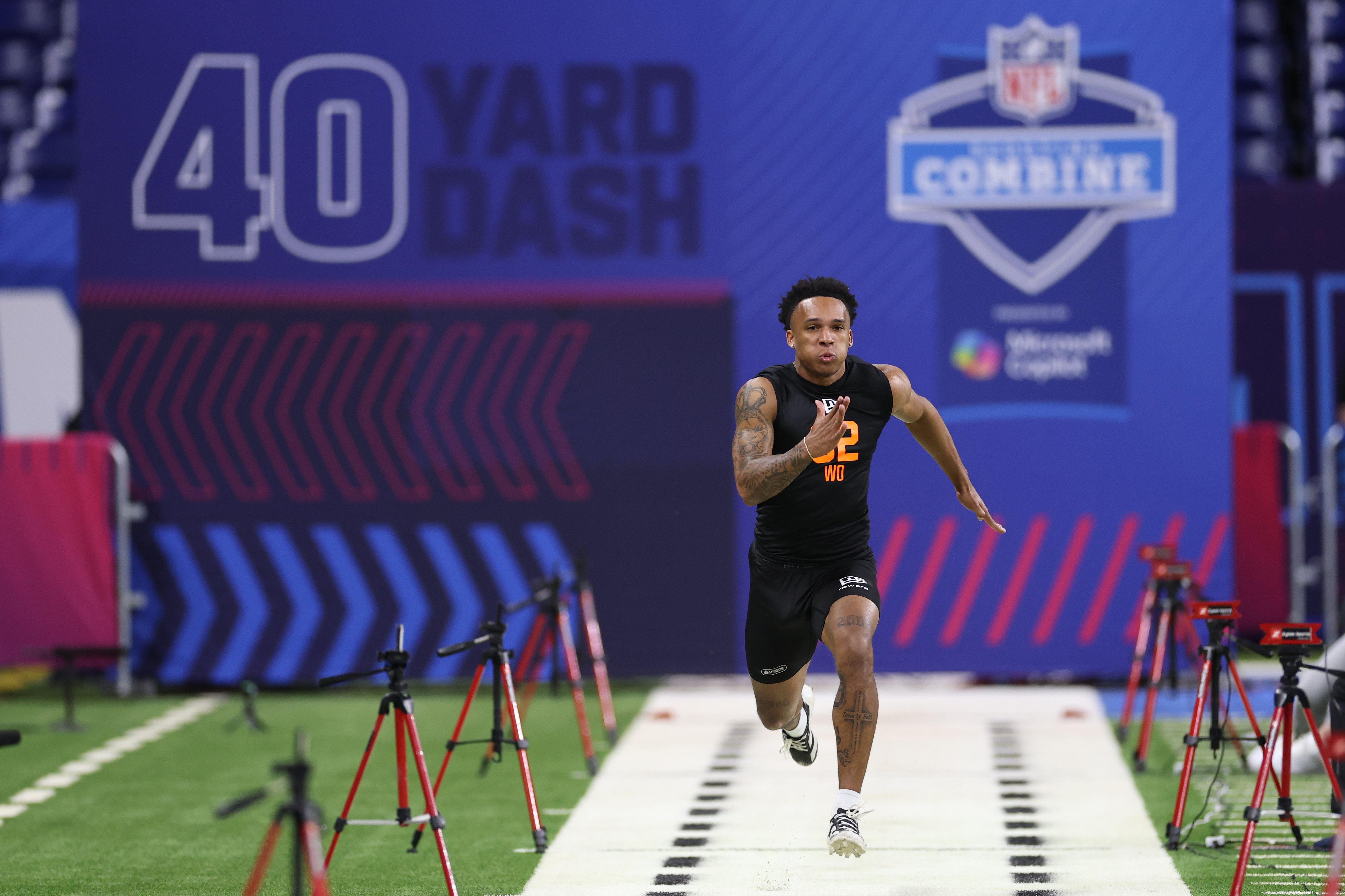 Tampa Bay Buccaneers Sign Wide Receiver with Elite Speed