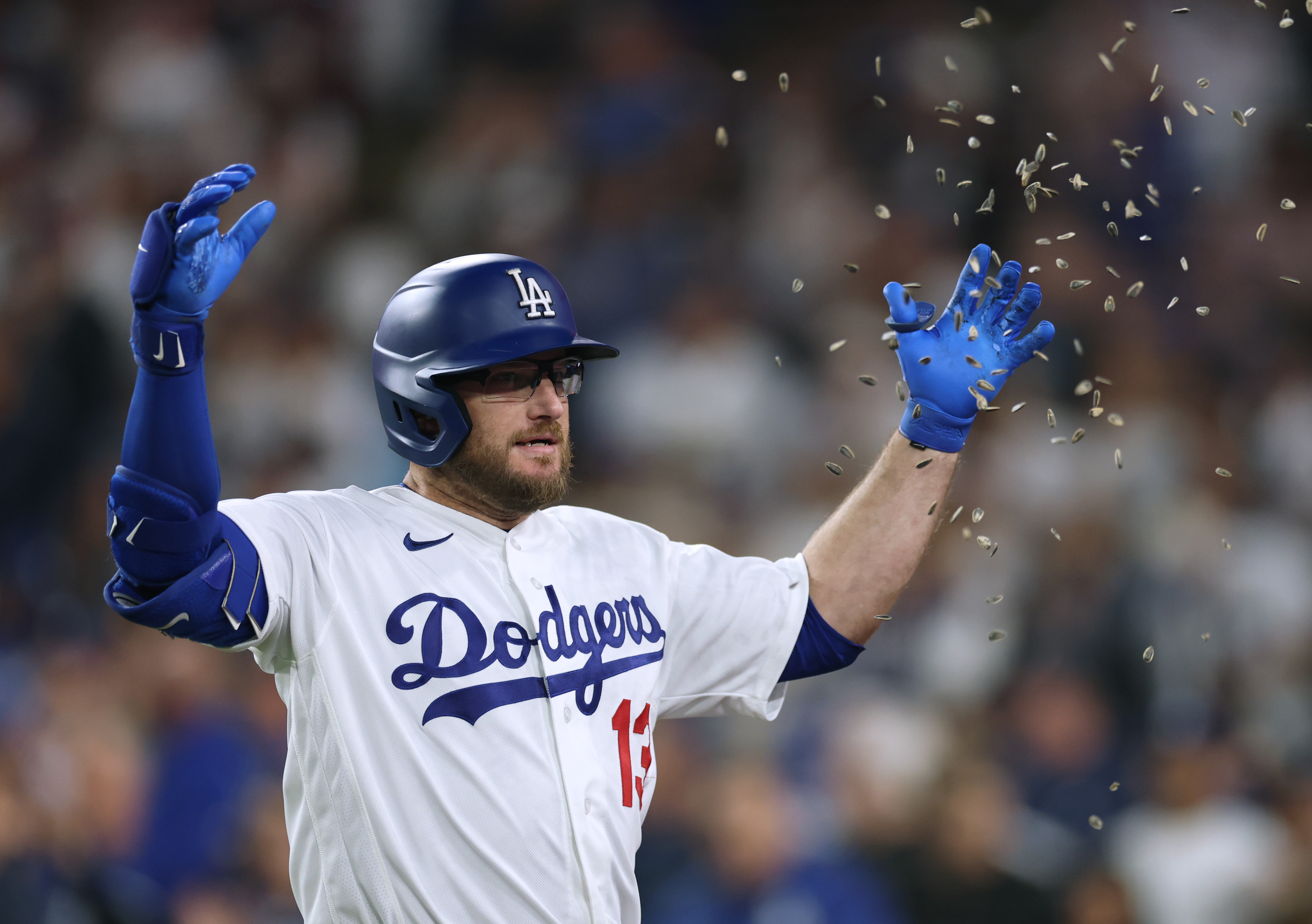 MLB World Reacts to Max Muncy Lifting Dodgers to Win vs. Rangers