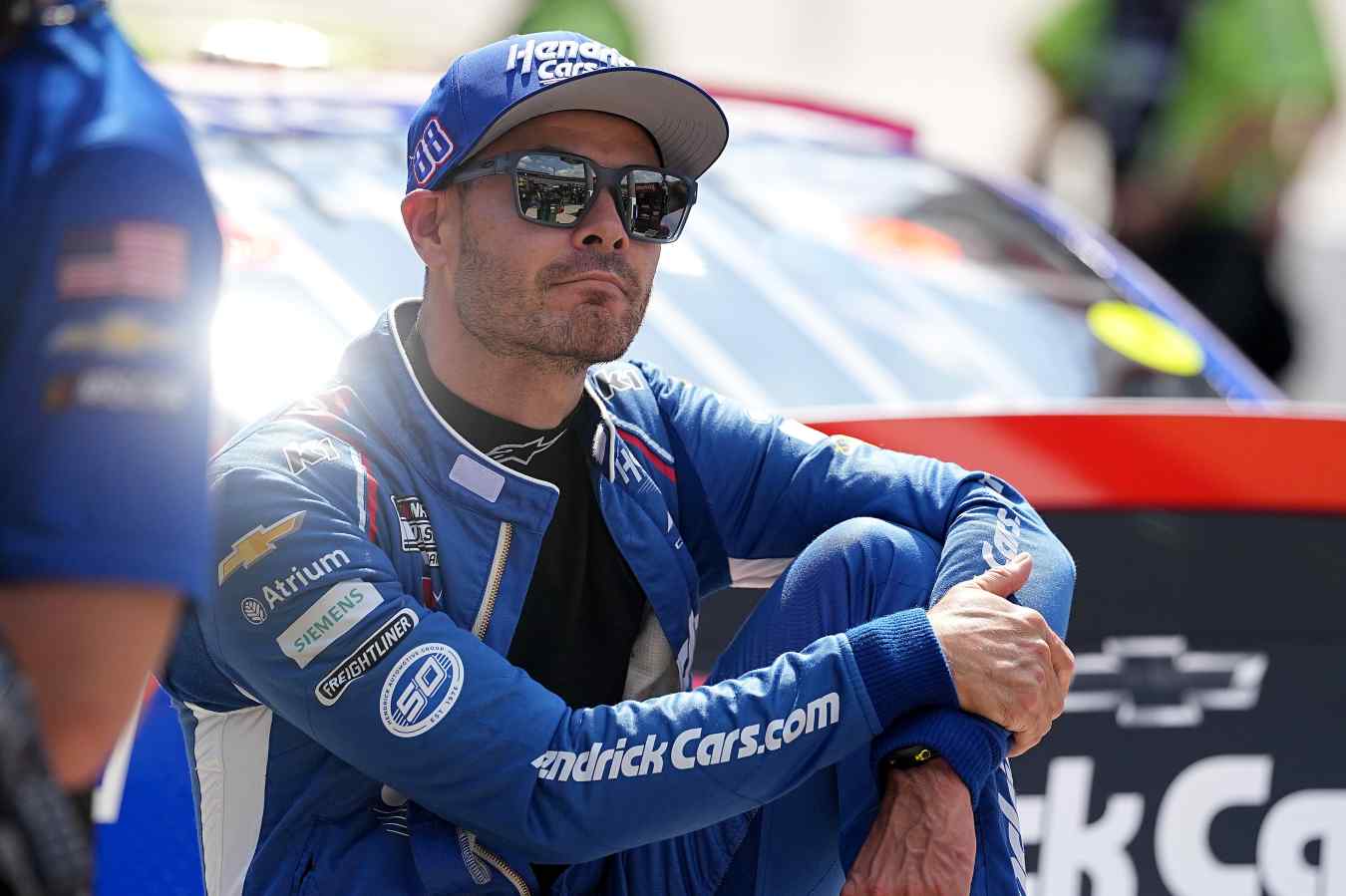 NASCAR Insider Defends Kyle Larson Amid Winless Drought, Points to ...