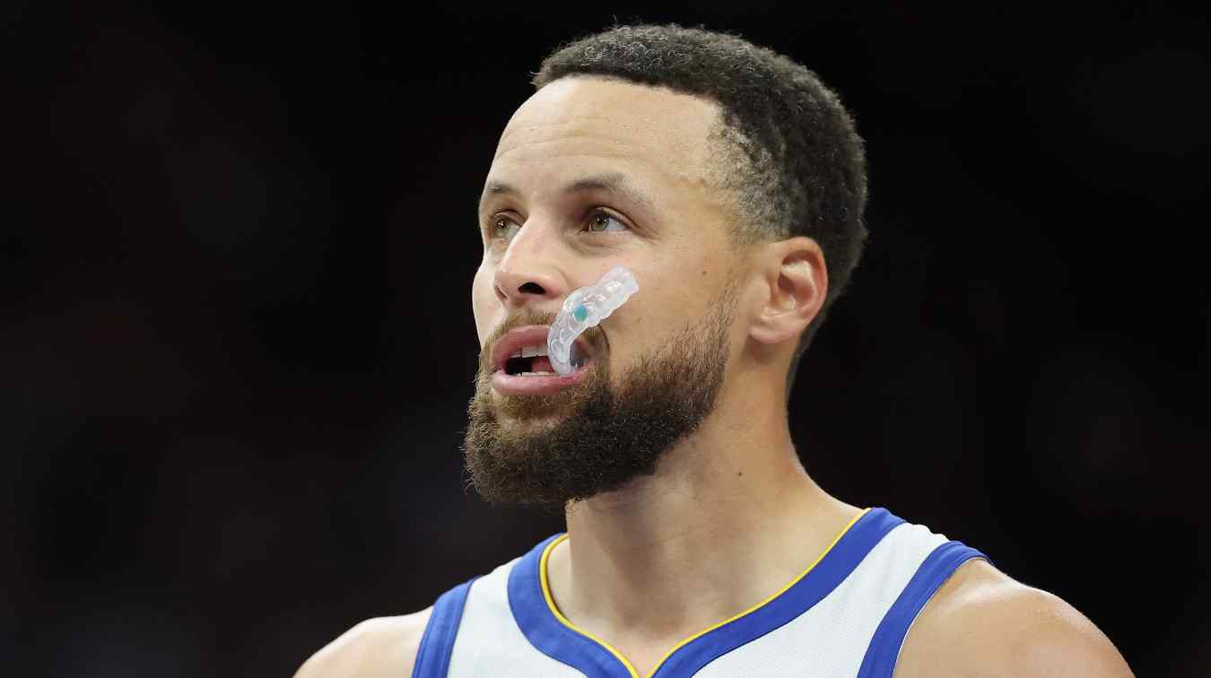 Stephen Curry Discloses Whether he Wants Steve Kerr to Keep Coaching ...