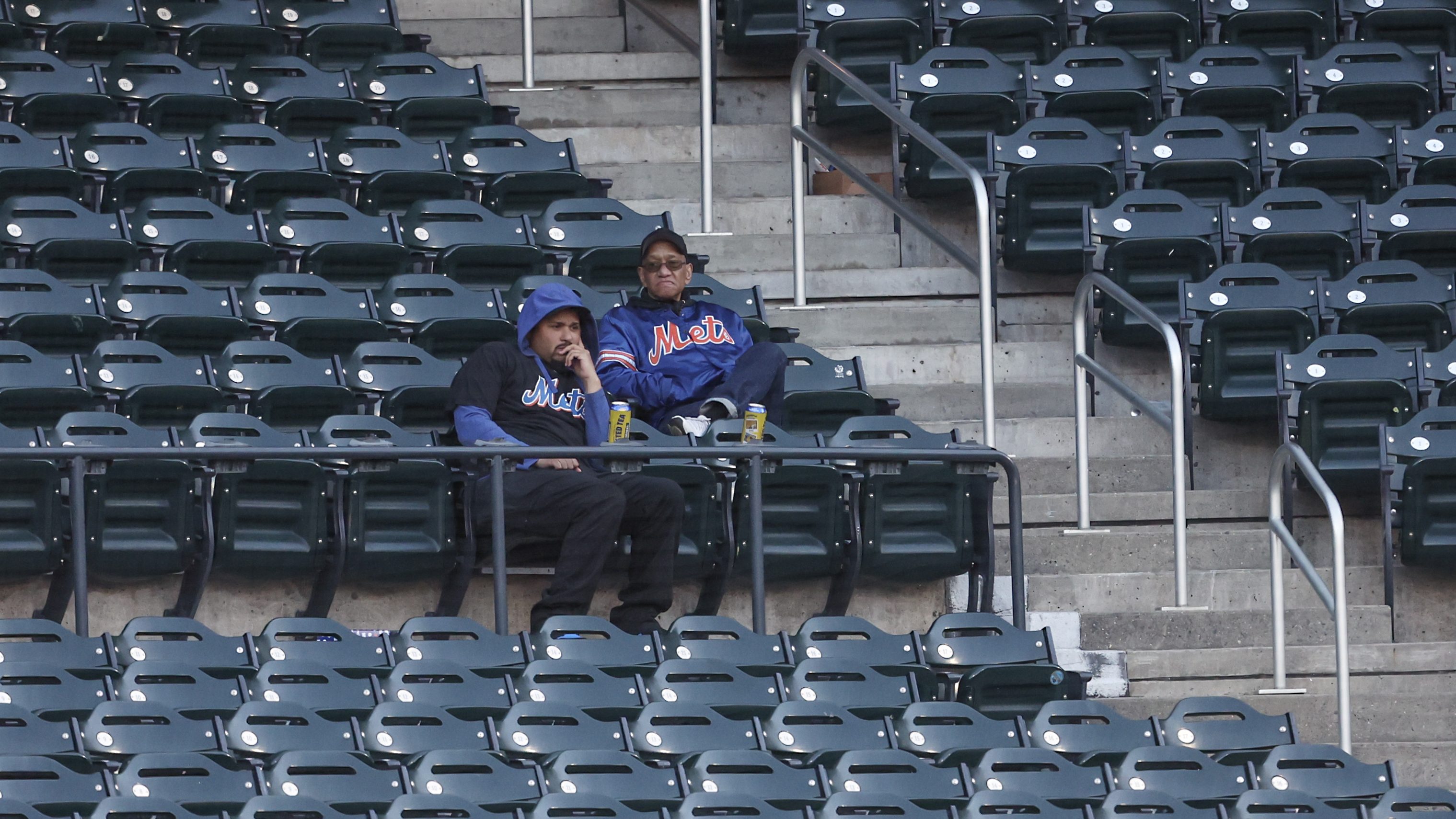 Mets Attendance Drops as Ticket Prices Fall Amid Rough Start