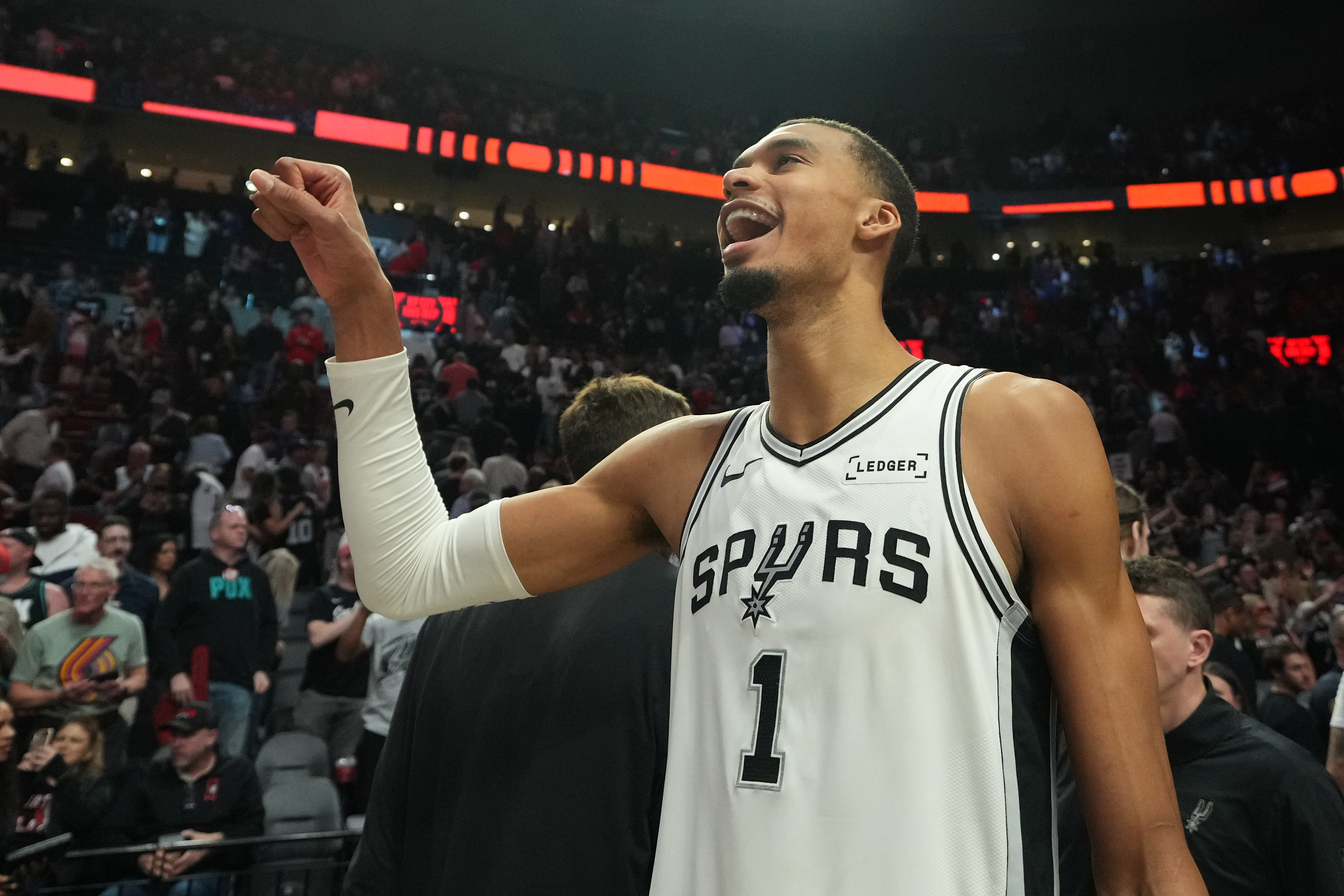 Victor Wembanyama se convierte en el primer jugador de la NBA en casi ...