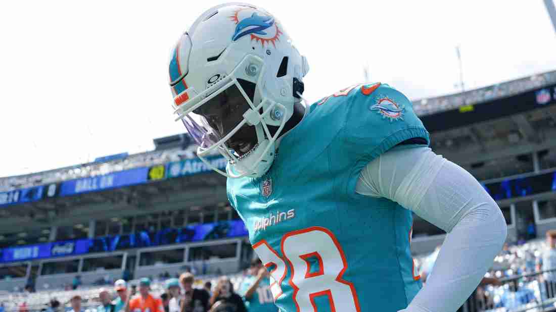 Bears Get Firm De’Von Achane Message by Dolphins GM