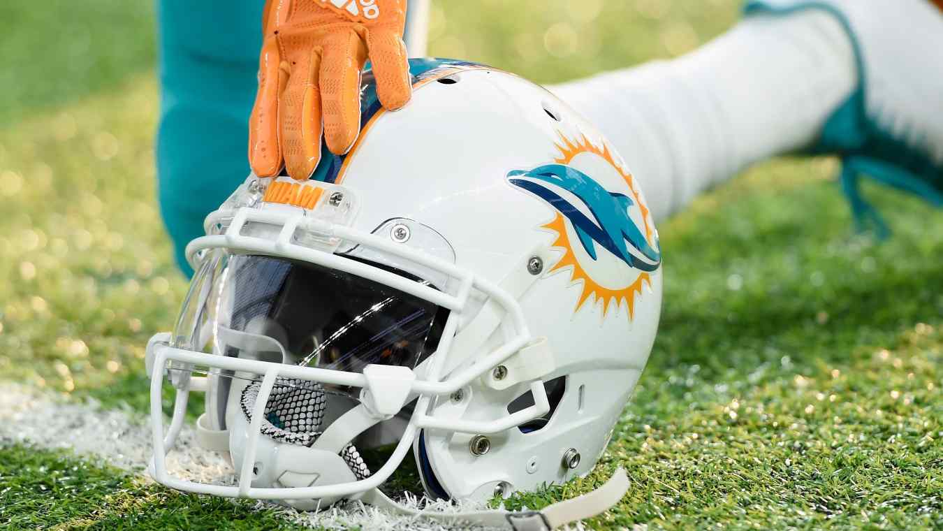 'Underrated' 35-Sack Defender Wants To Retire With Dolphins