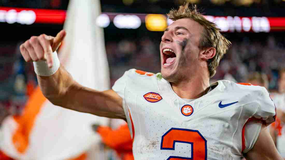 Retired NFL QB Shares Advice With Jets Rookie Cade Klubnik