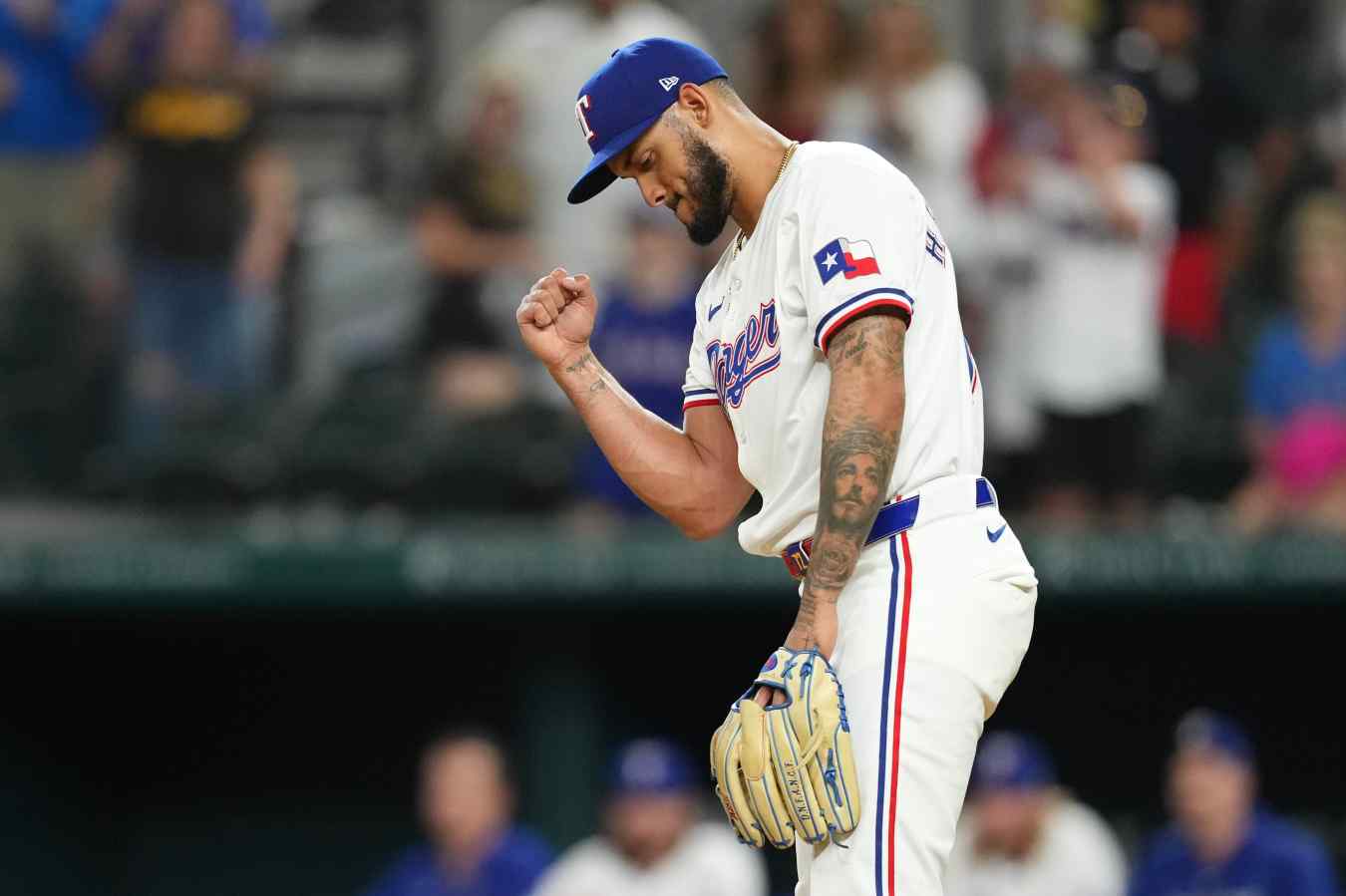 Los Angeles Dodgers Sign Recently Released Phillies Pitcher