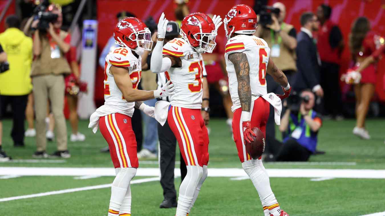 Chiefs' Preseason Schedule Reveals Return of 2 Former Starters