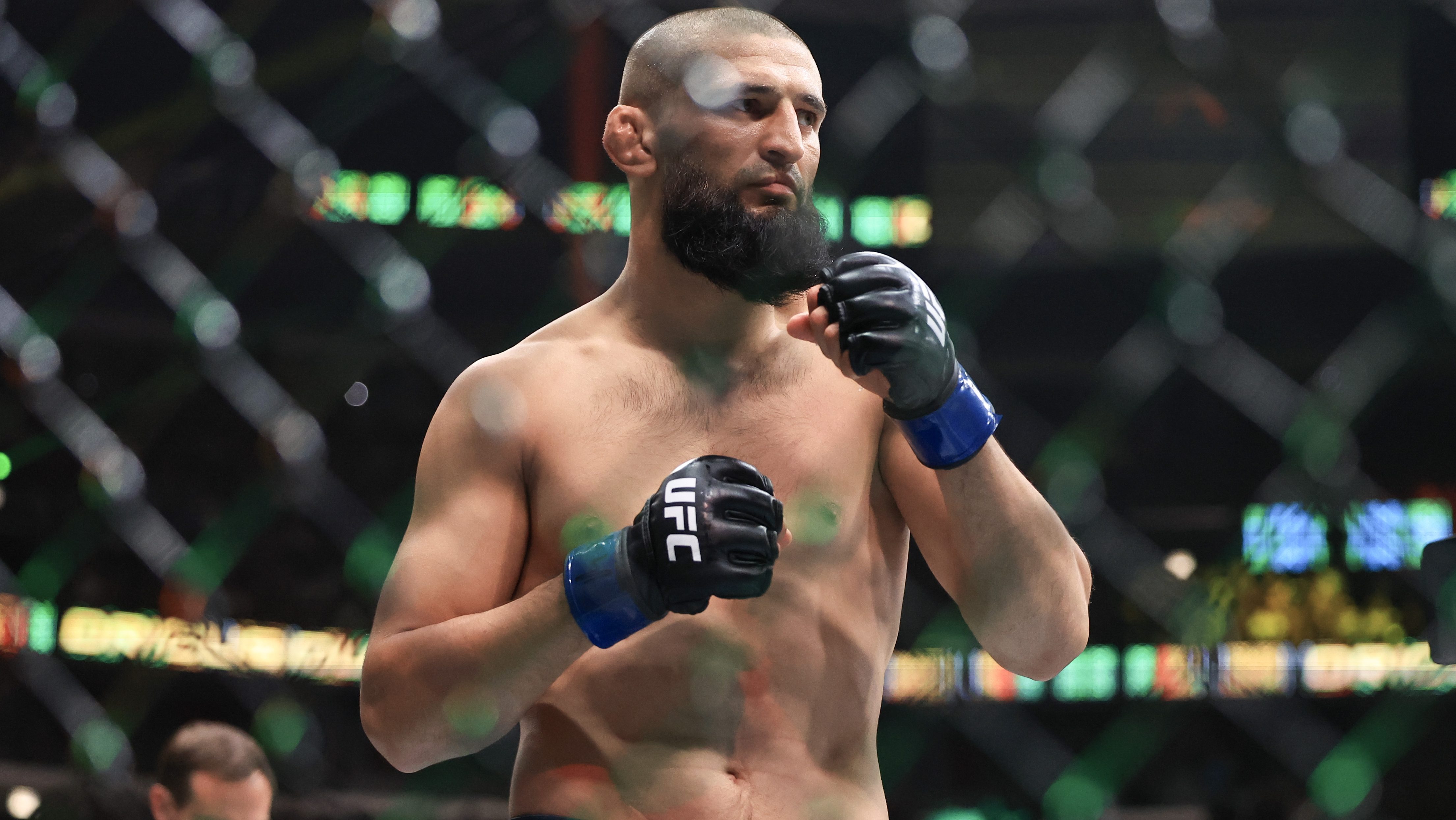 Body of Khamzat Chimaev Shut Down During UFC 328 Weight Cut