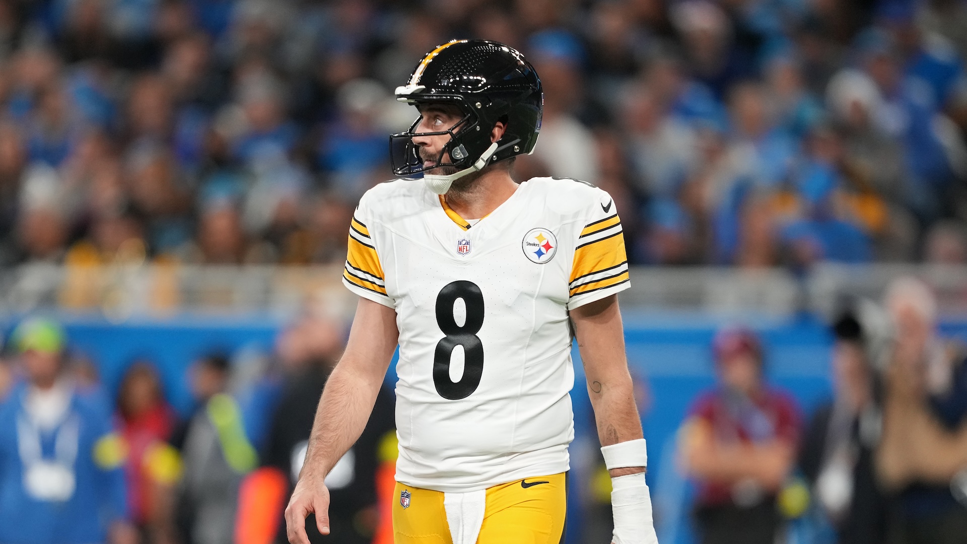 Steelers Get Big Warning on QB Room Without Aaron Rodgers - HEAVY