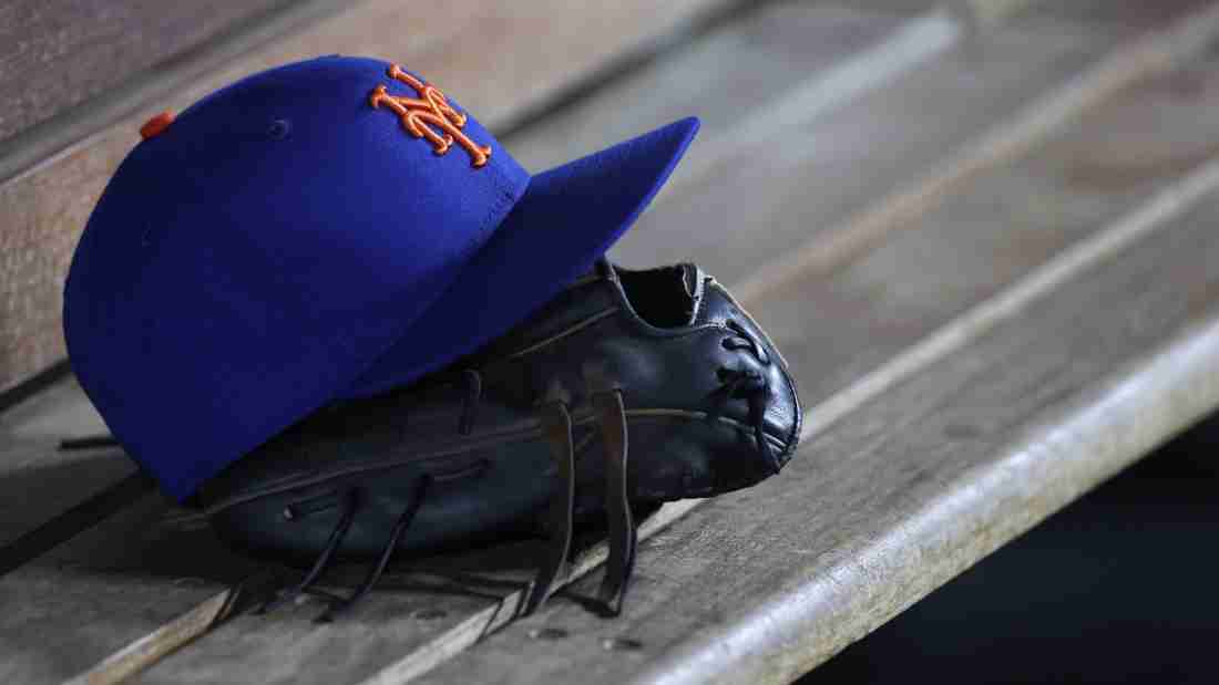 Mets Still Paying Cy Young Winner Who Last Pitched in 1995
