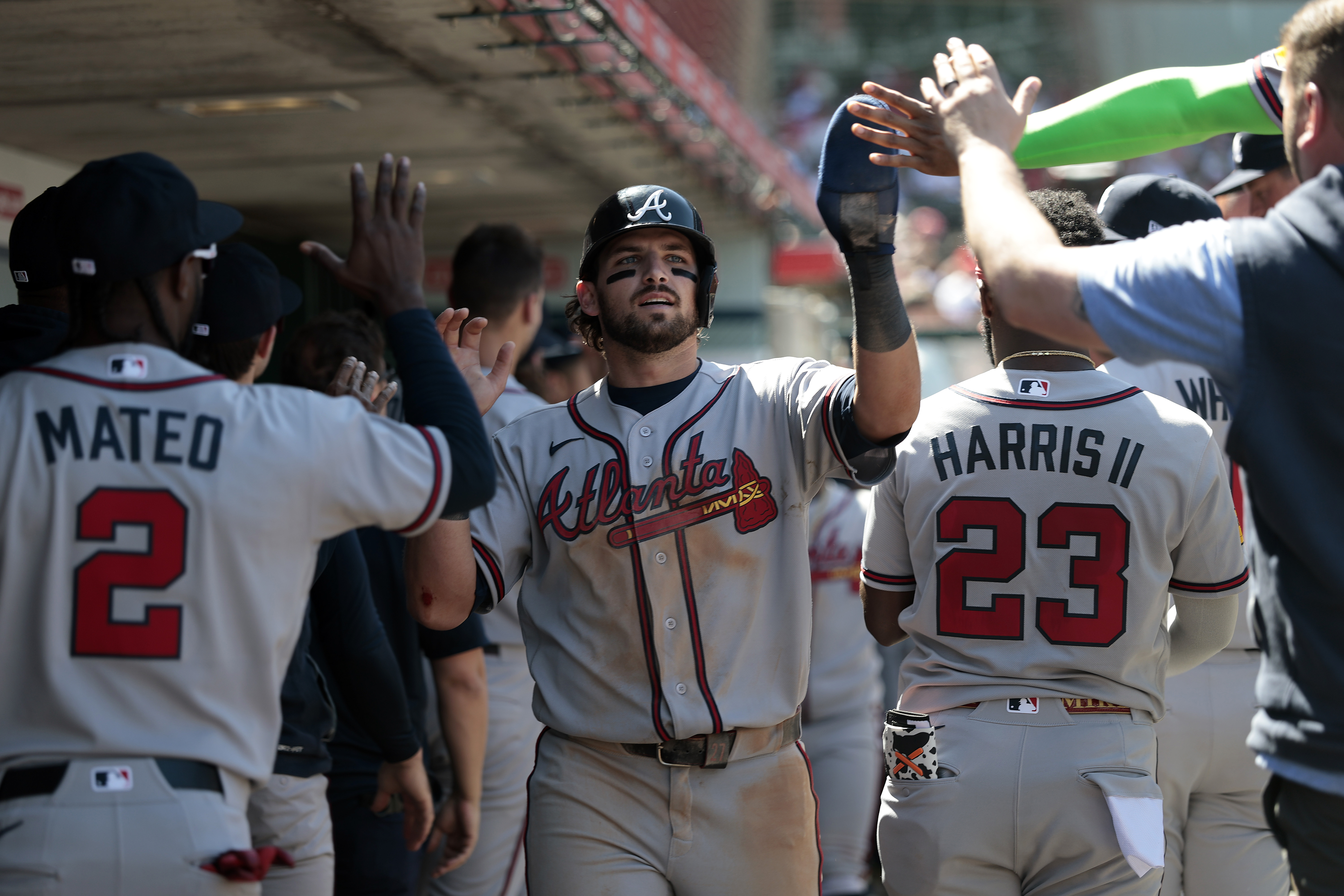 Los Bravos de Atlanta anuncian la decisión sobre Austin Riley.