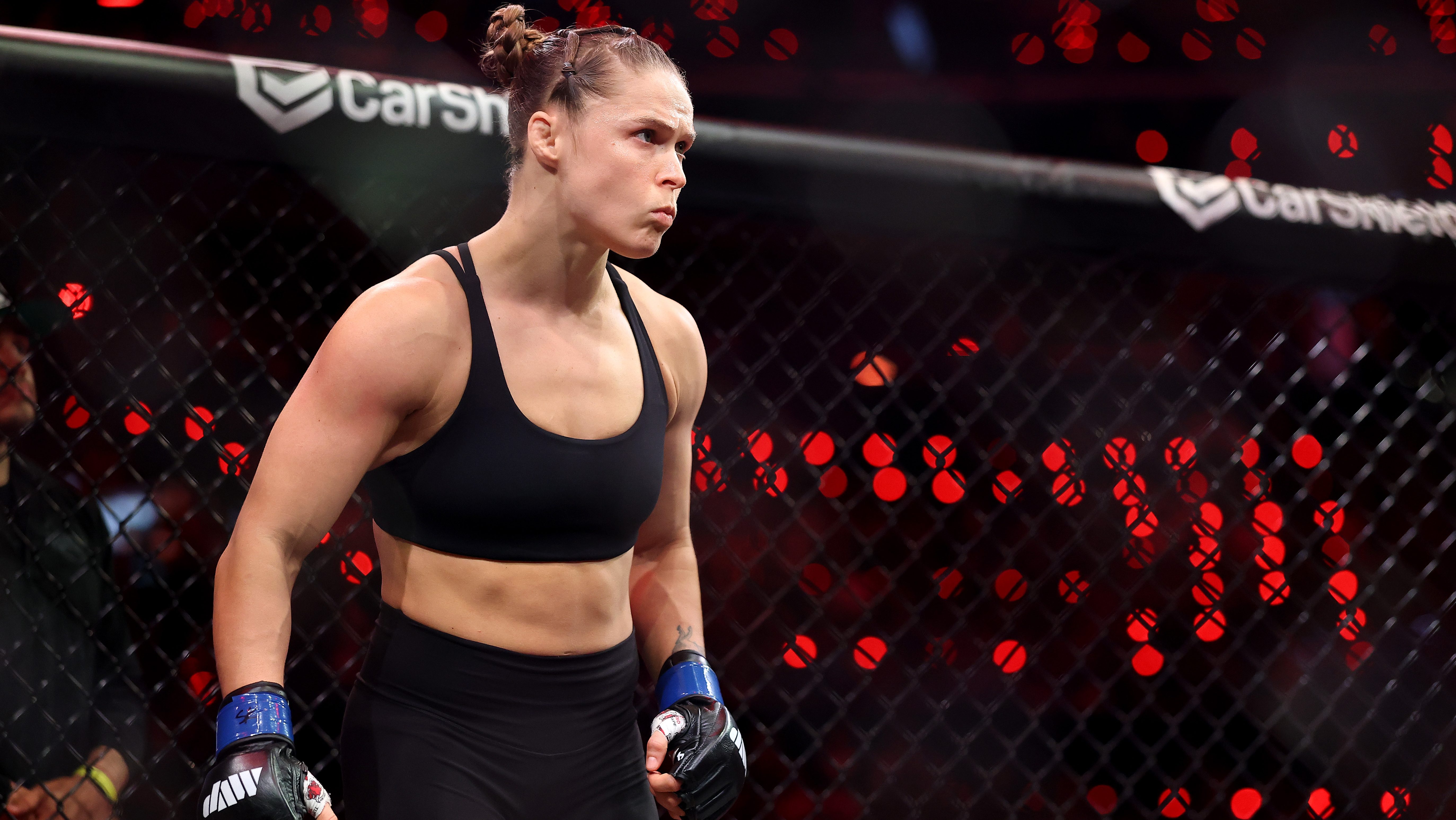 Former UFC Fighter Criticizes 'Narcissist' Ronda Rousey
