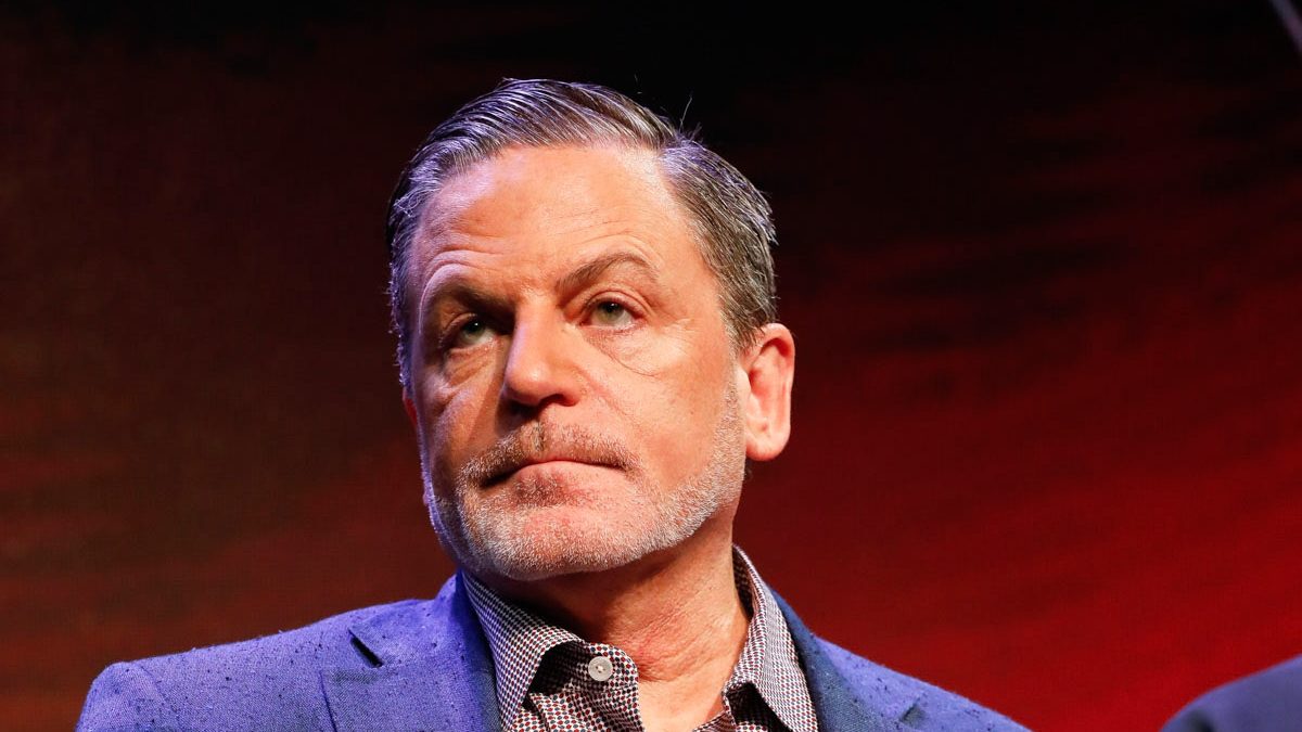 Cavs-Knicks Game 2: Dan Gilbert Drops Good News