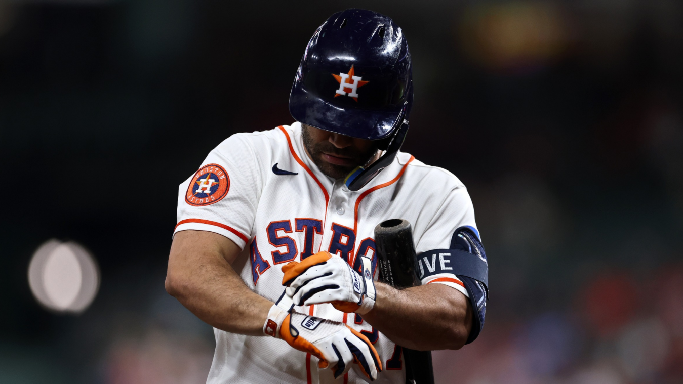 Astros Lose Jose Altuve to Major Injury Blow