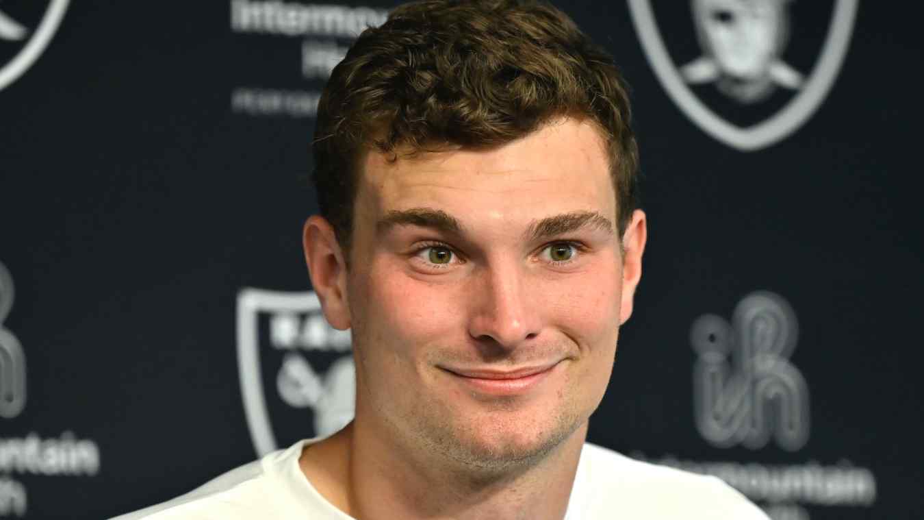 Raiders Hit With Alarming Prediction on QB Fernando Mendoza