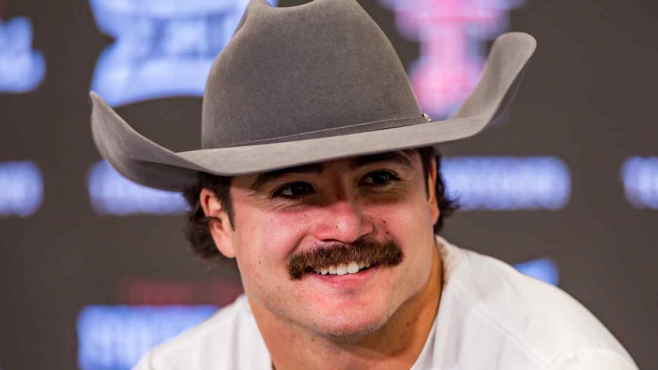 Dolphins’ Jacob Rodriguez Issues Strong Zach Thomas Message