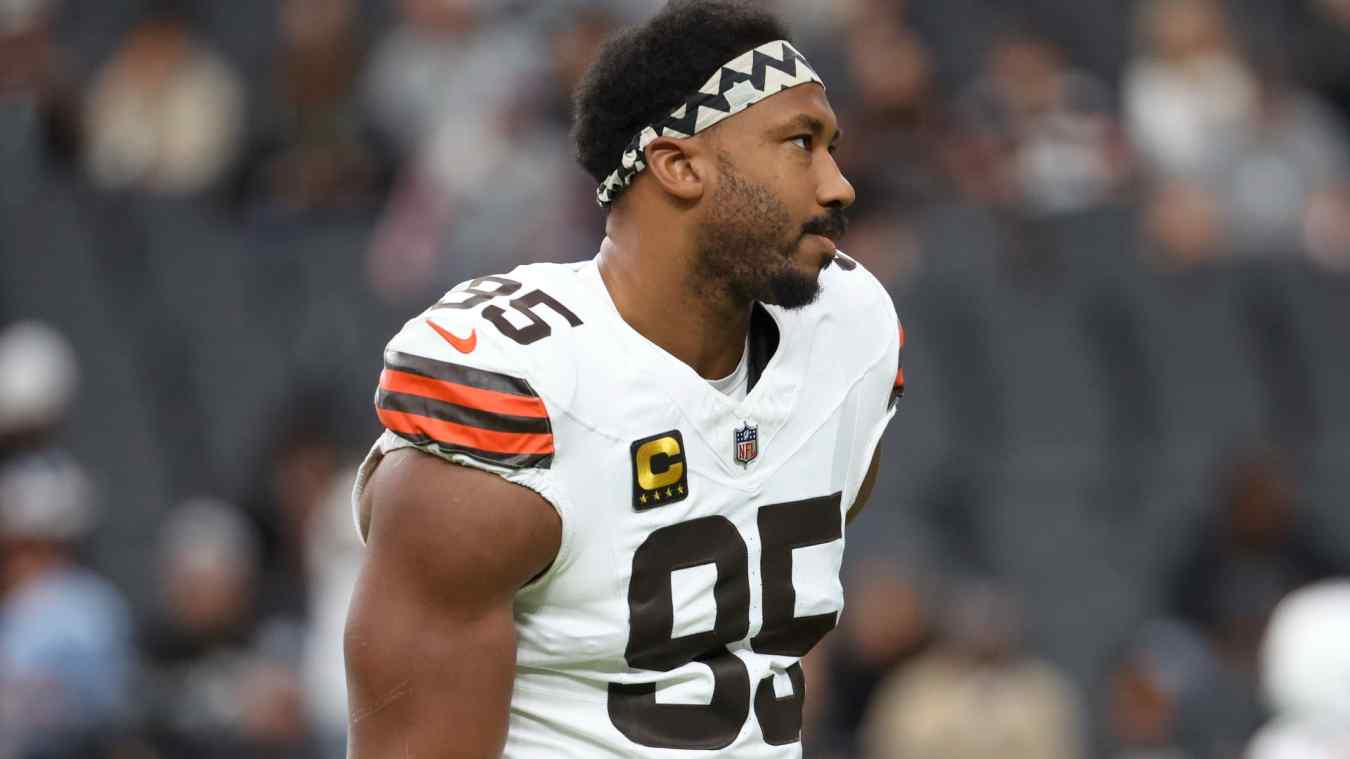 49ers Receive Blunt Myles Garrett Message From Insider