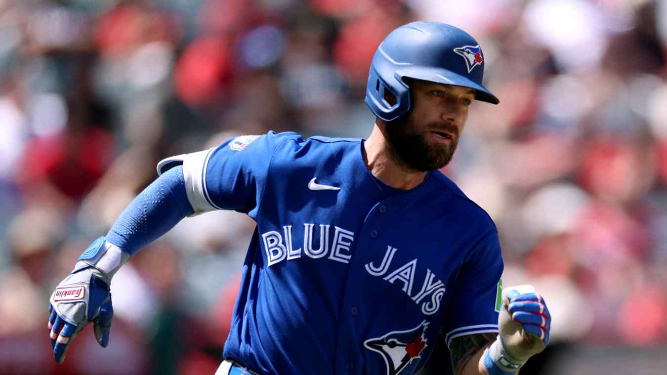 Blue Jays Shake Up Outfield Prior to Marlins Series - HEAVY