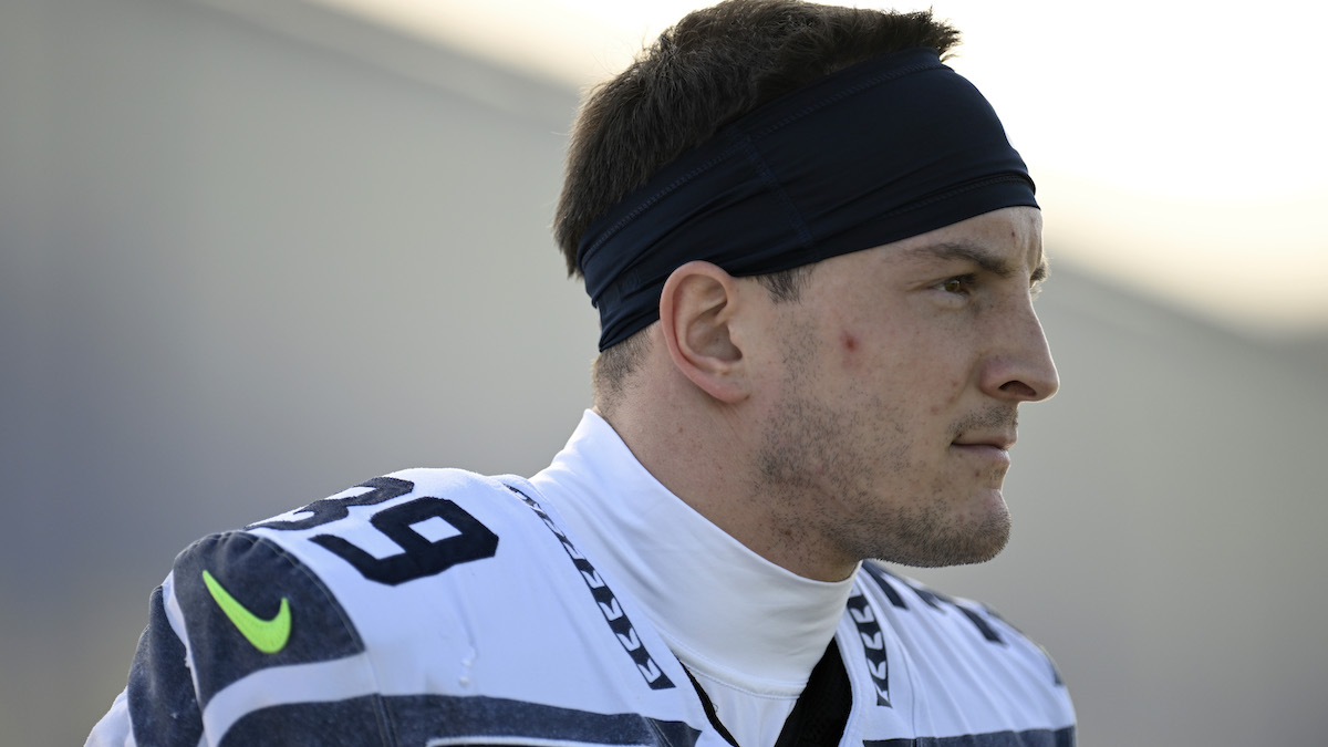 Seahawks Little-Known Safety Called Team’s ‘Best-Kept Secret’ After ...