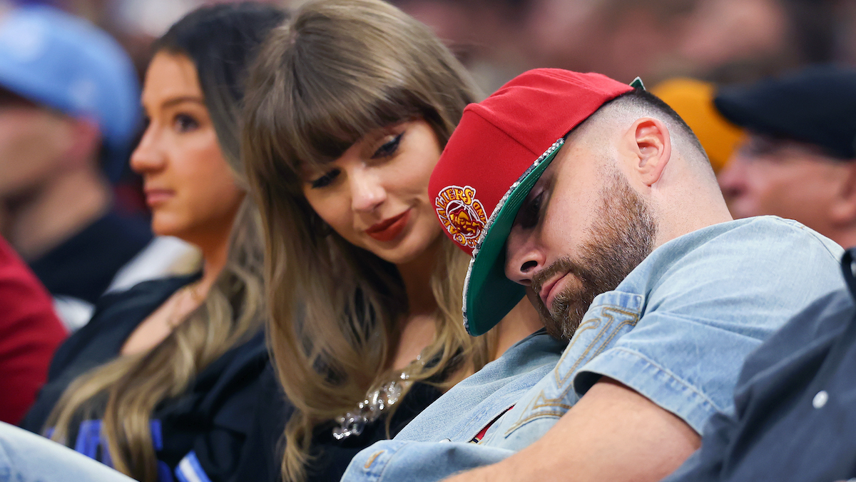 Report: Taylor Swift Security Becoming ‘Impossible’ For Travis Kelce