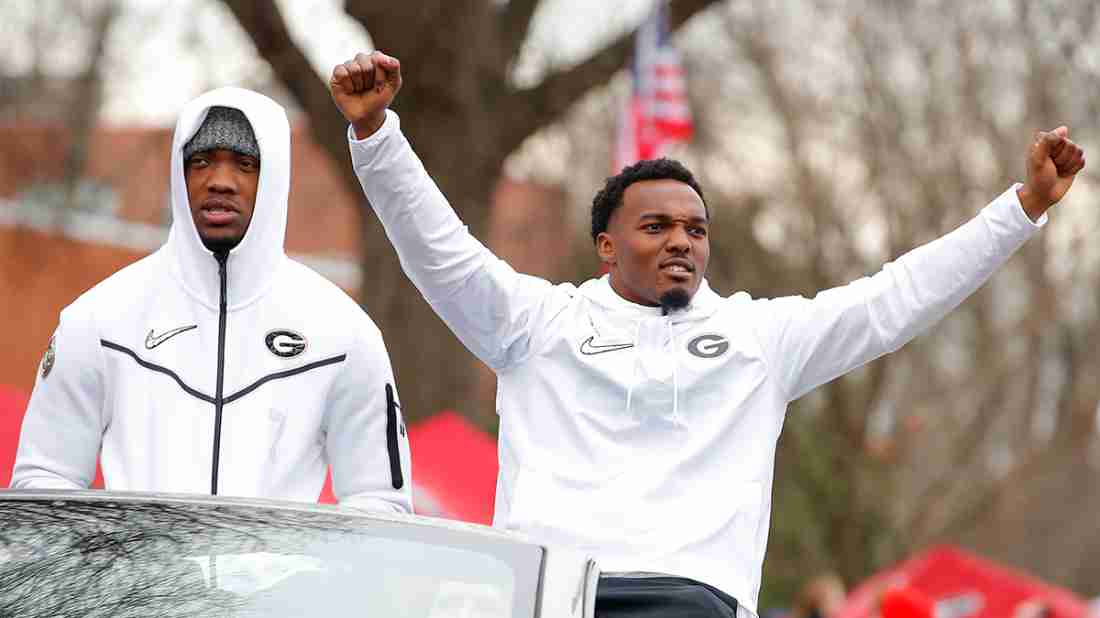 Quay Walker Addresses Nakobe Dean's Situation With Raiders