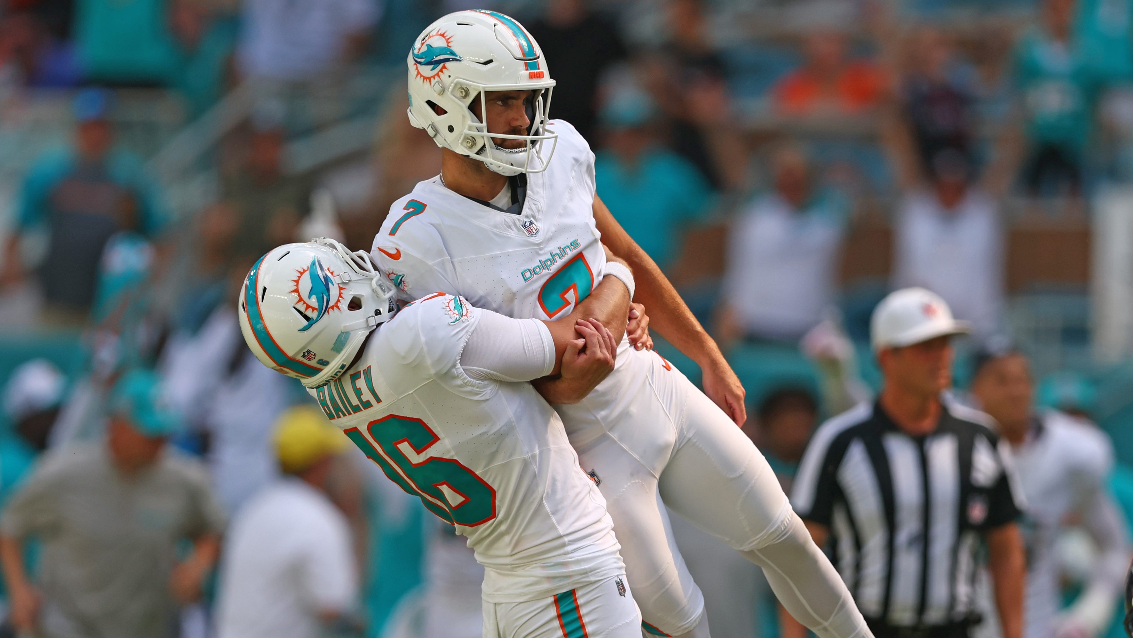 Jets Cut Younghoe Koo After Struggles, Sign Jason Sanders